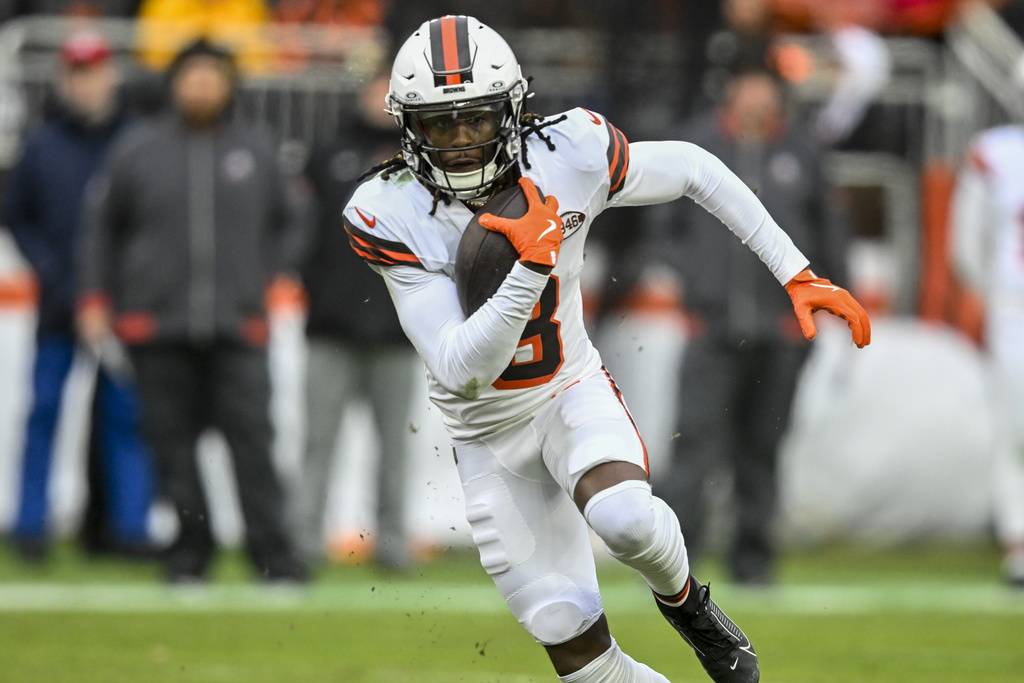 Cleveland Browns receiver Jeudy vs. the Kansas City Chiefs, December 15 ...
