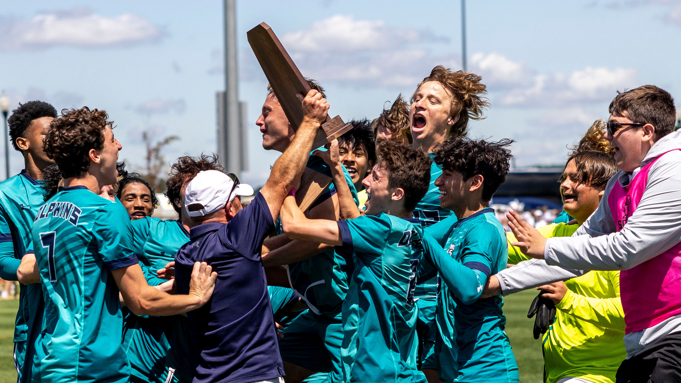 Gulf Shores vs. Guntersville Boys 5A Soccer Championship - al.com