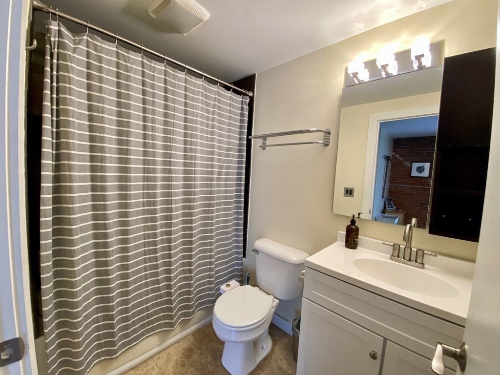 House of the Week: Four-story condo in clock tower features views of ...