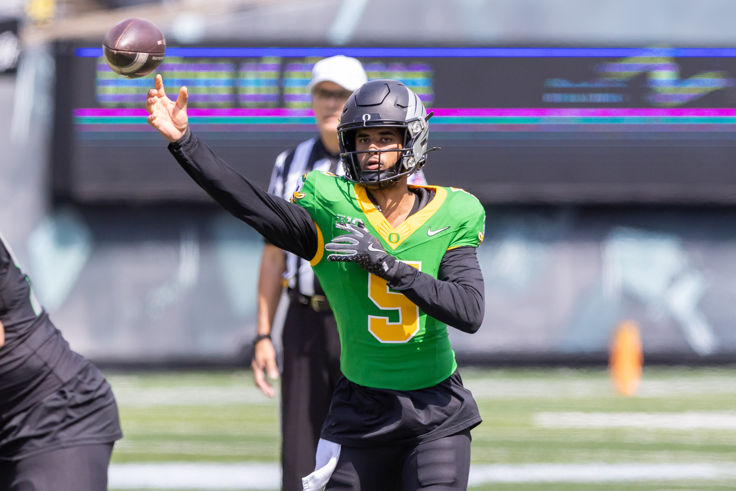Oregon Ducks spring football game 2025 - oregonlive.com