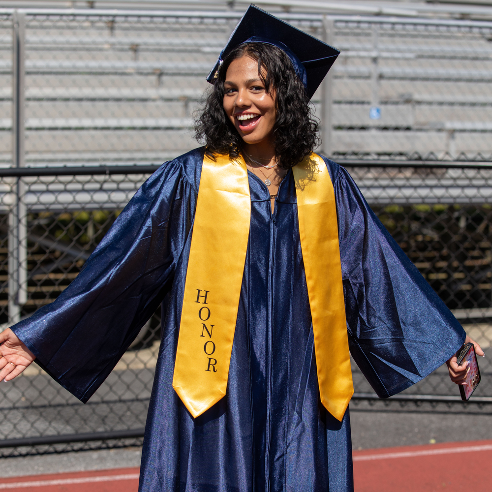 High School Graduation Pictures Class Of 2022