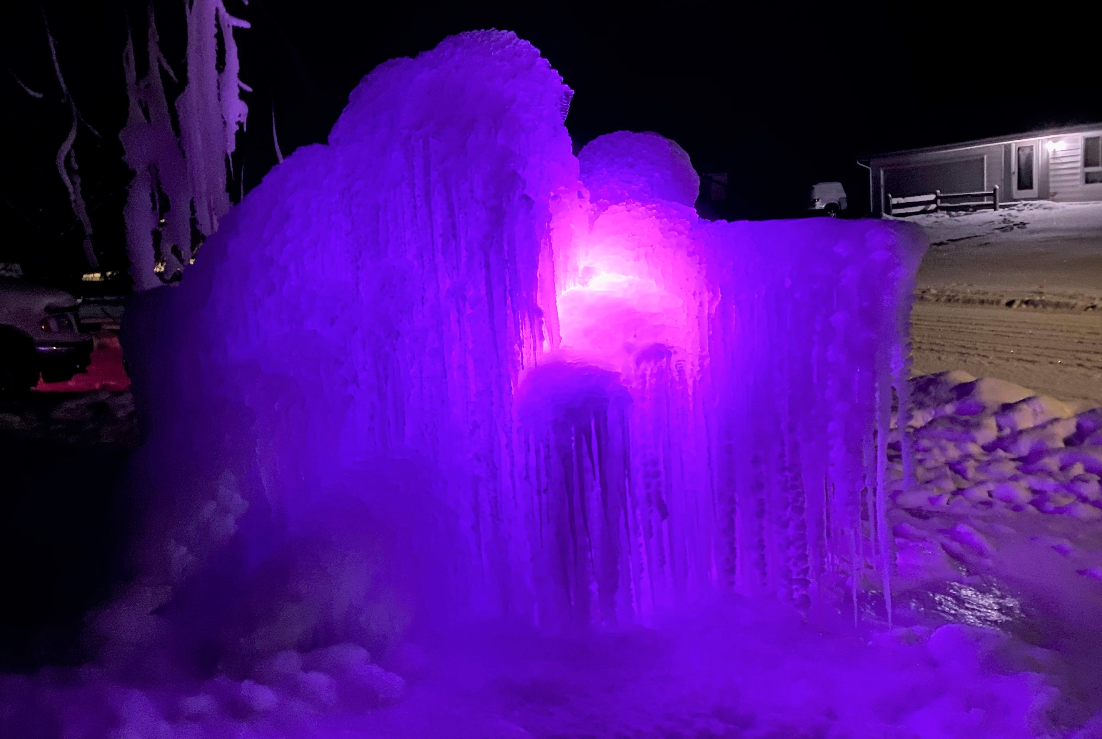 Ice castles built in front yard of Jackson, Michigan home - mlive.com