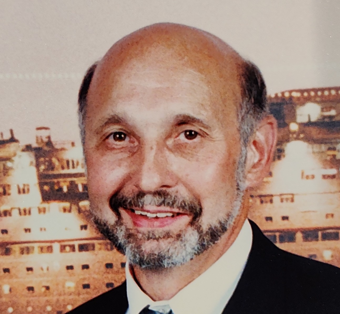 Michael Fogelman's Instagram, Twitter & Facebook on IDCrawl