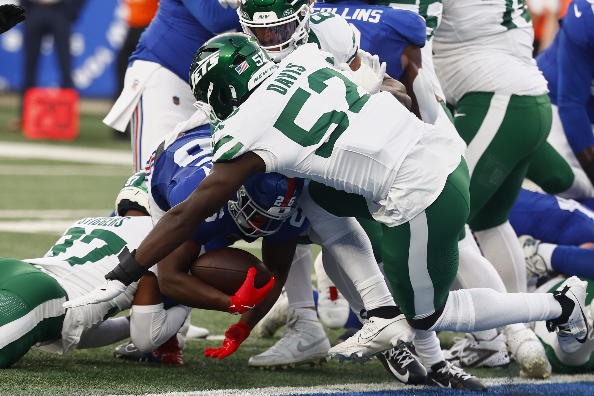 N.Y. Giants vs. N.Y. Jets 2025 NFL preseason football - nj.com