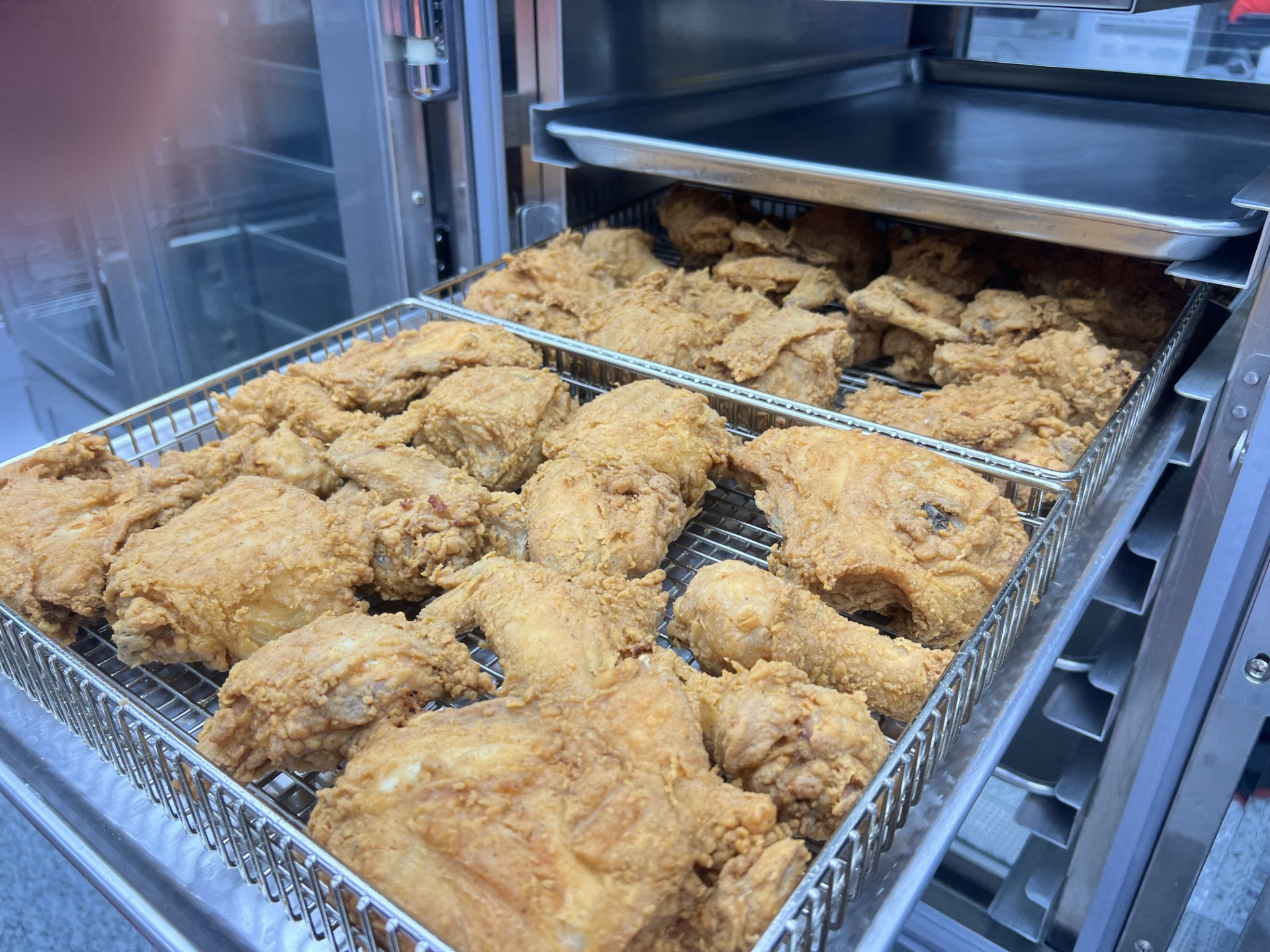 Lee’s Famous Recipe Chicken to open in Flint area - mlive.com