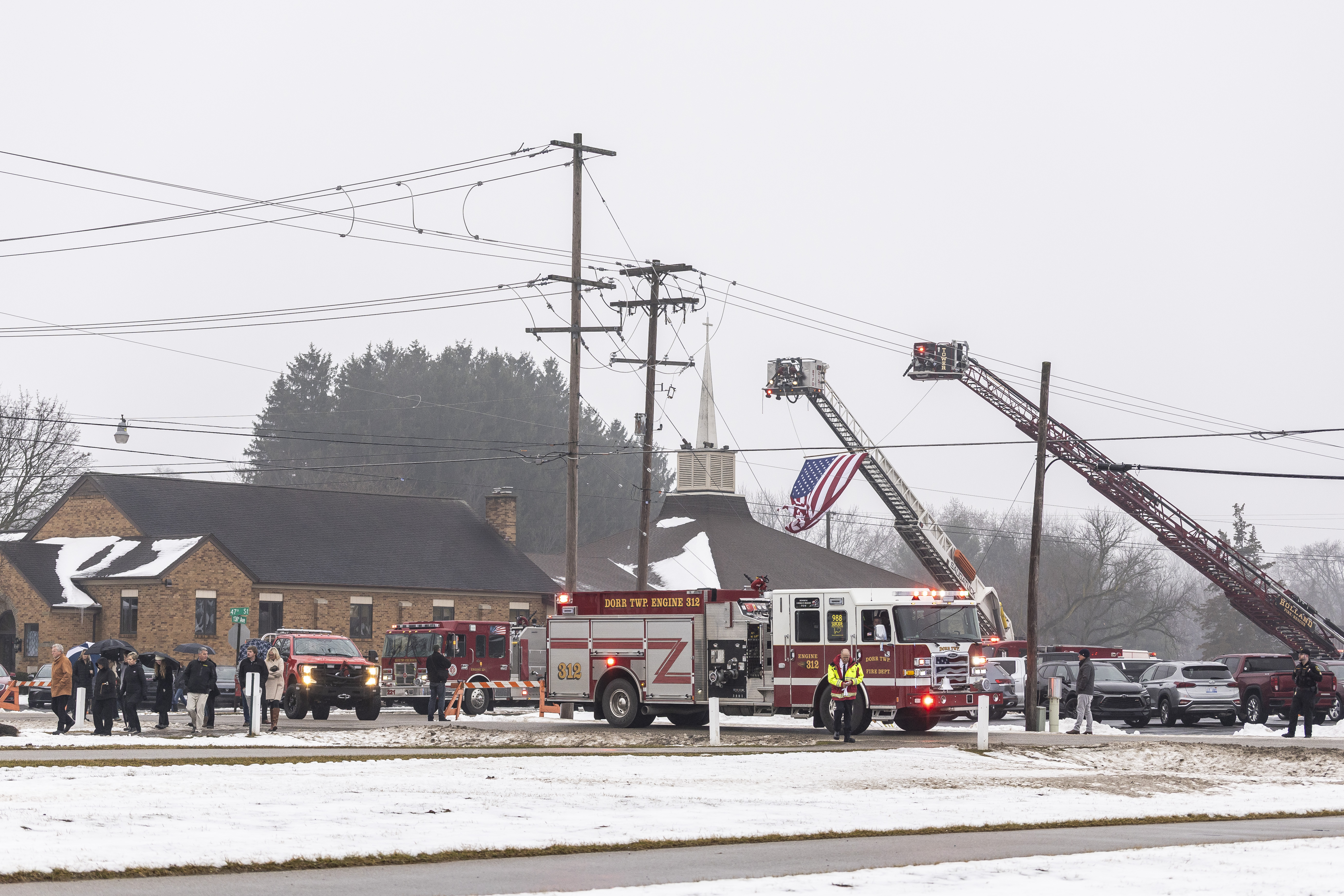 Longtime West Michigan fire chief honored with funeral procession ...