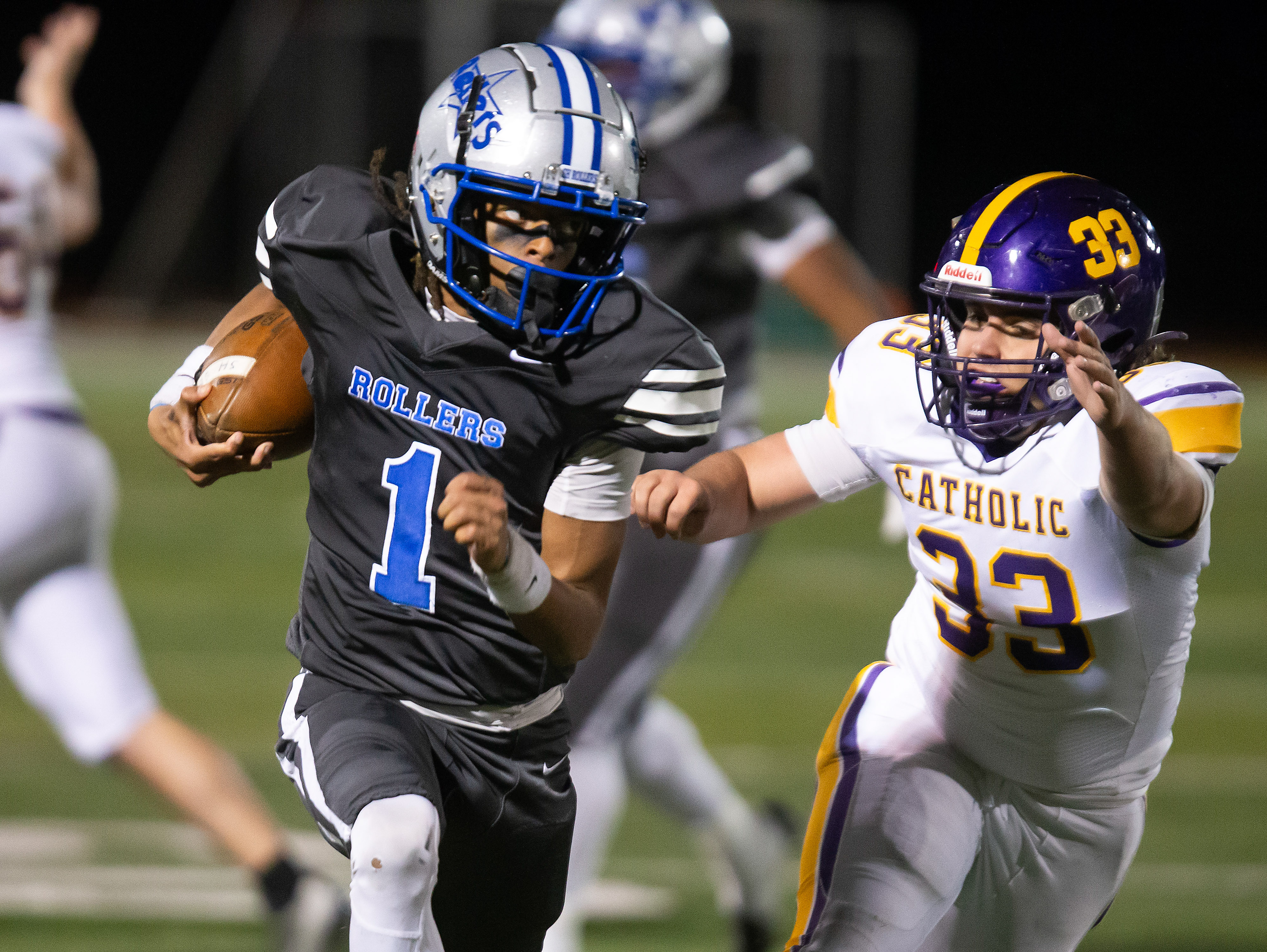 Steel-High defeats Lancaster Catholic 36-7 in District 3-2A high school ...
