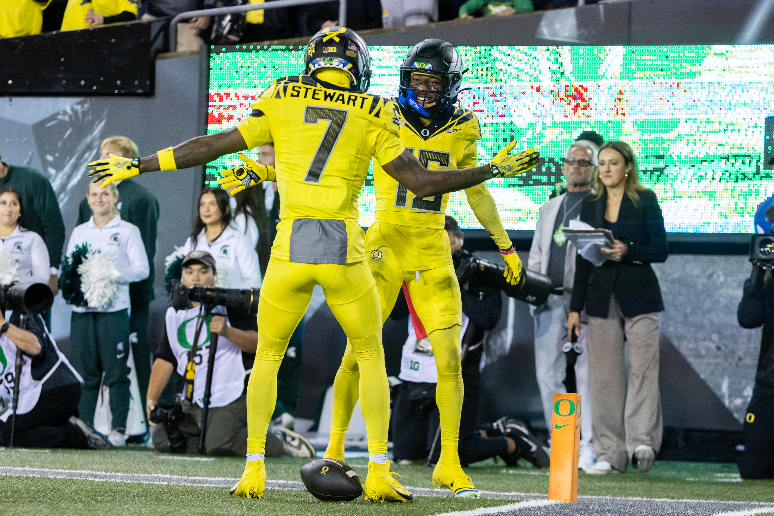 No. 6 Oregon Ducks vs. Michigan State Spartans: Oct. 4, 2024 ...
