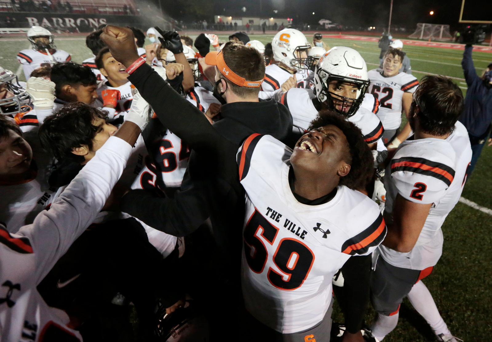 NJSIAA Football: Somerville at Woodbridge - nj.com