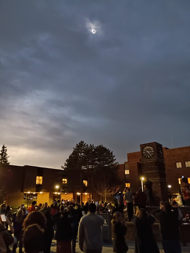 Your photos of the 2024 eclipse in Central NY, beyond - syracuse.com