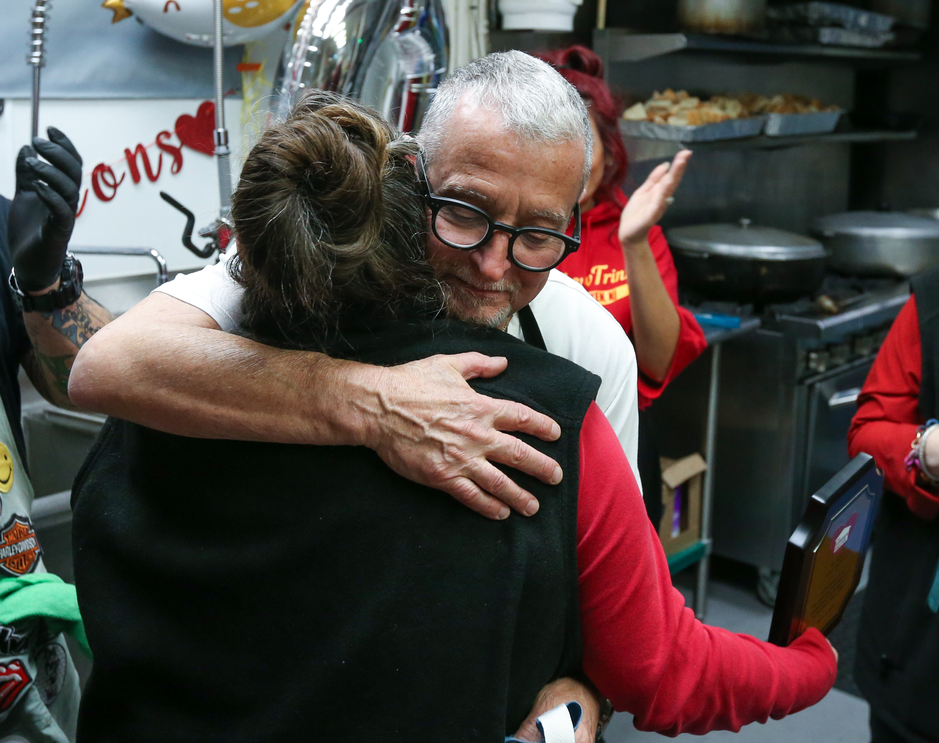 Volunteer celebrates 40 years of feeding others - nj.com