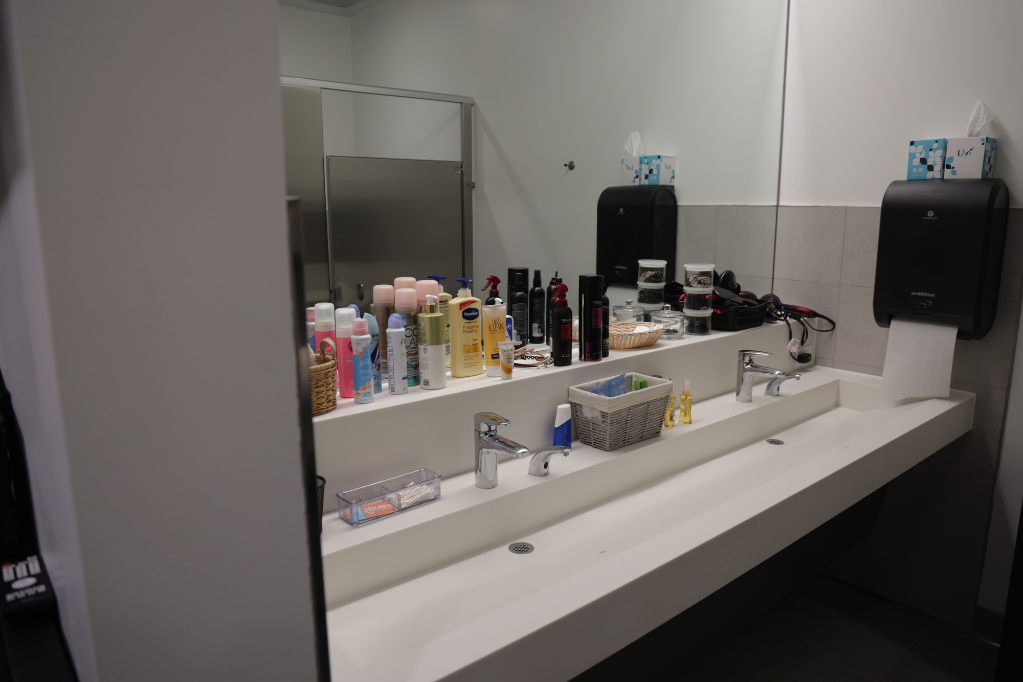 Cleveland Guardians show off new locker rooms and more - cleveland.com