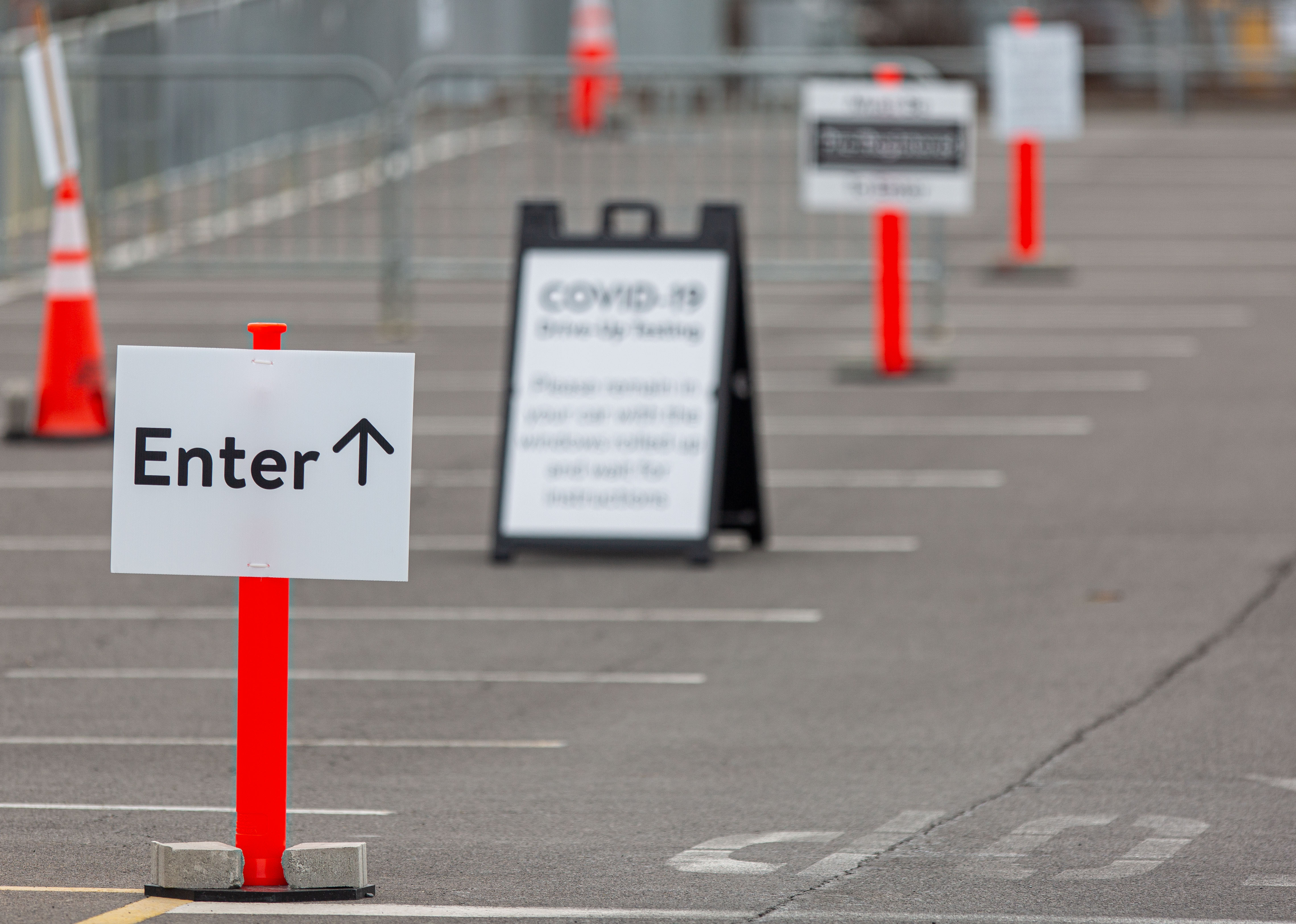 Drive-through coronavirus test site at Walmart in East Syracuse ...