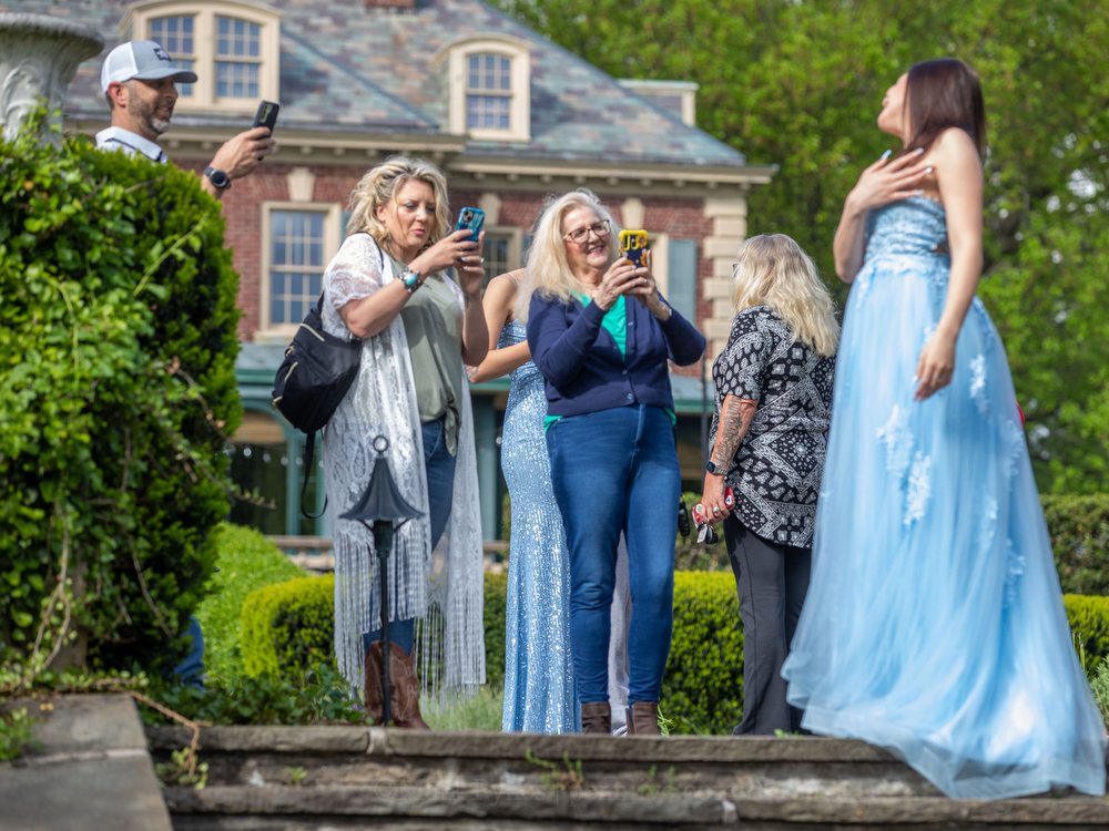 York Suburban 2022 Prom: See 50 photos from Friday's event, part 1 ...