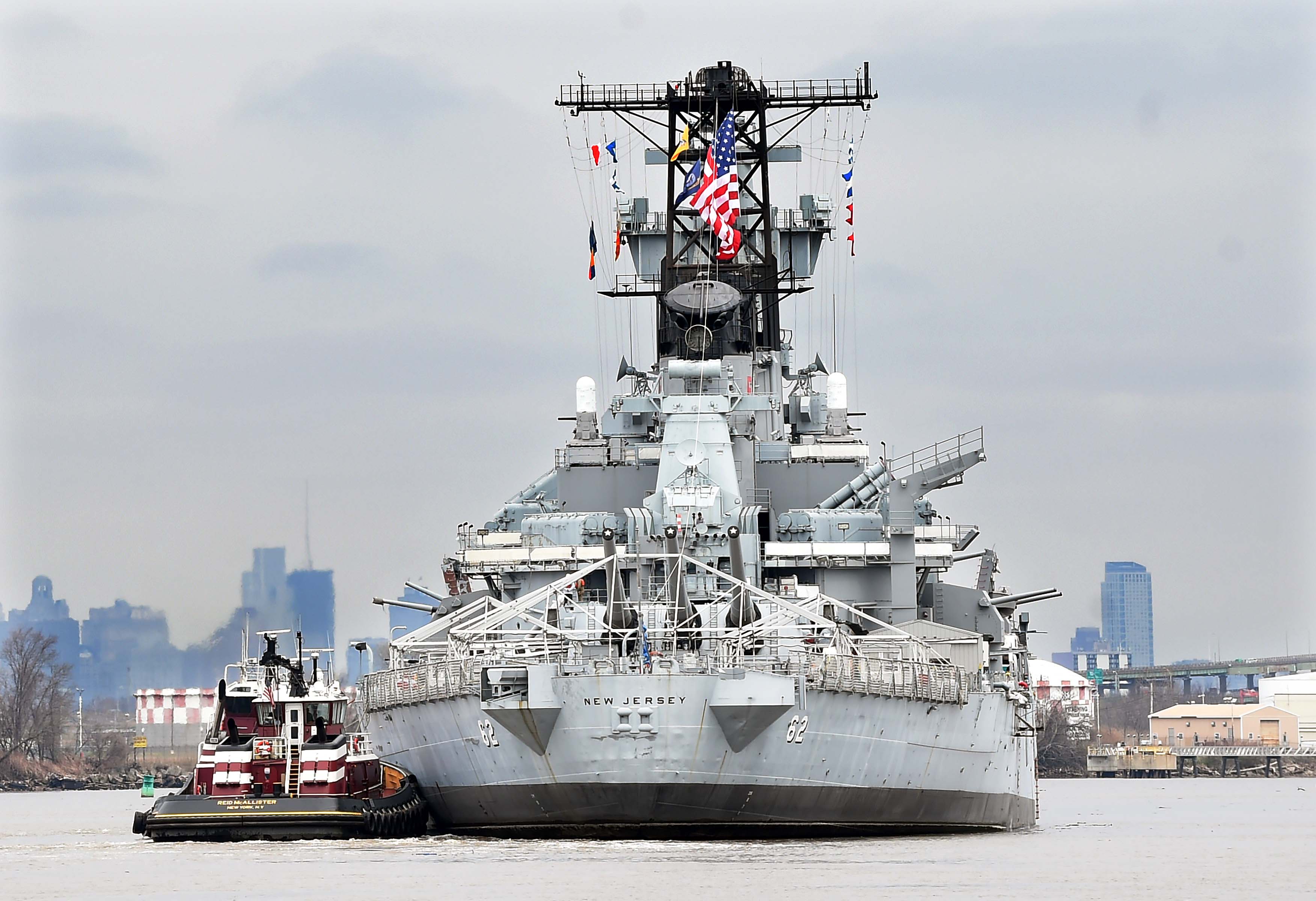 Battleship U.S.S. New Jersey is Moved from Paulsboro to Philadelphia ...