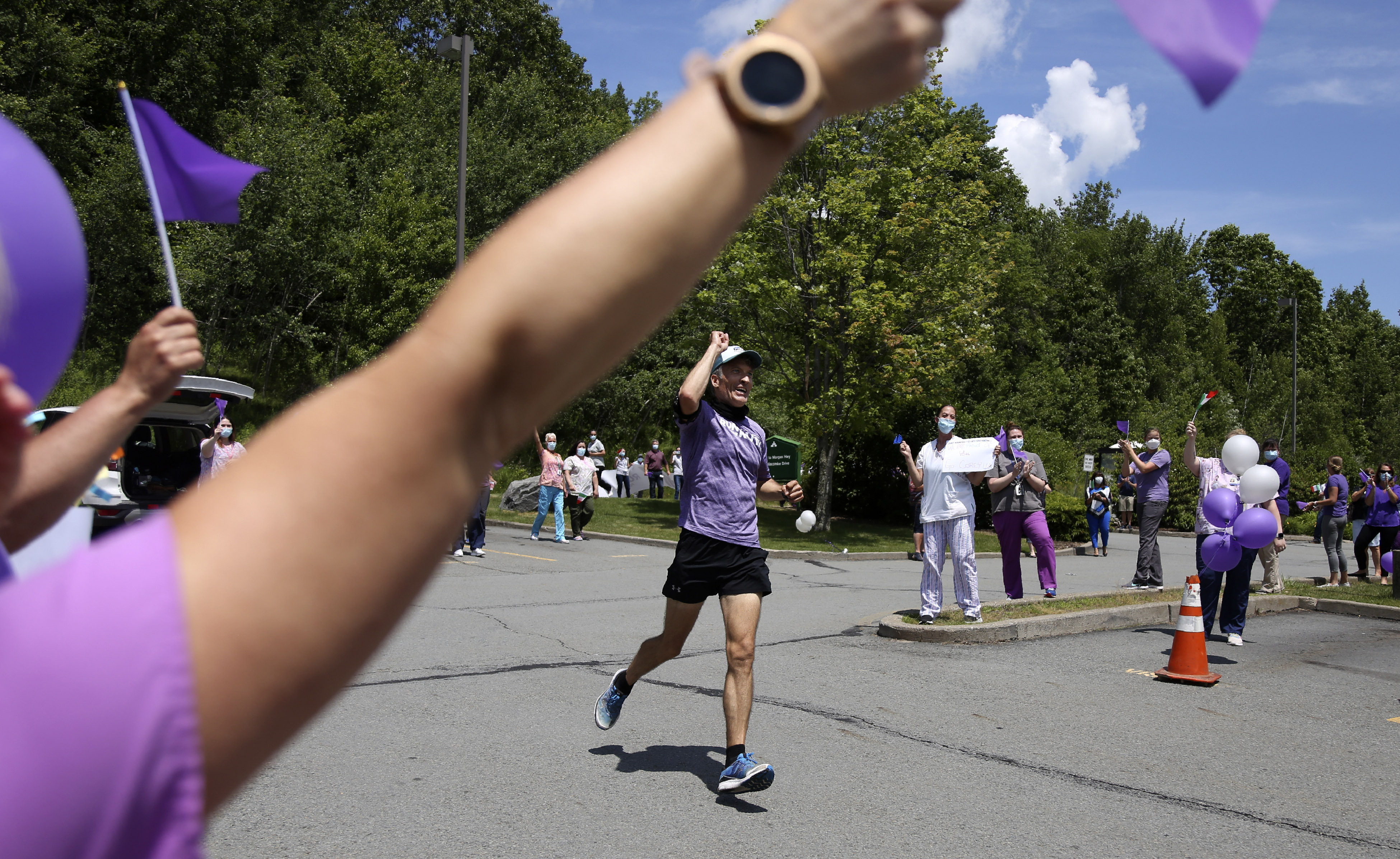 Man runs 200+ miles to grandmother with coronavirus in Pa. nursing home ...