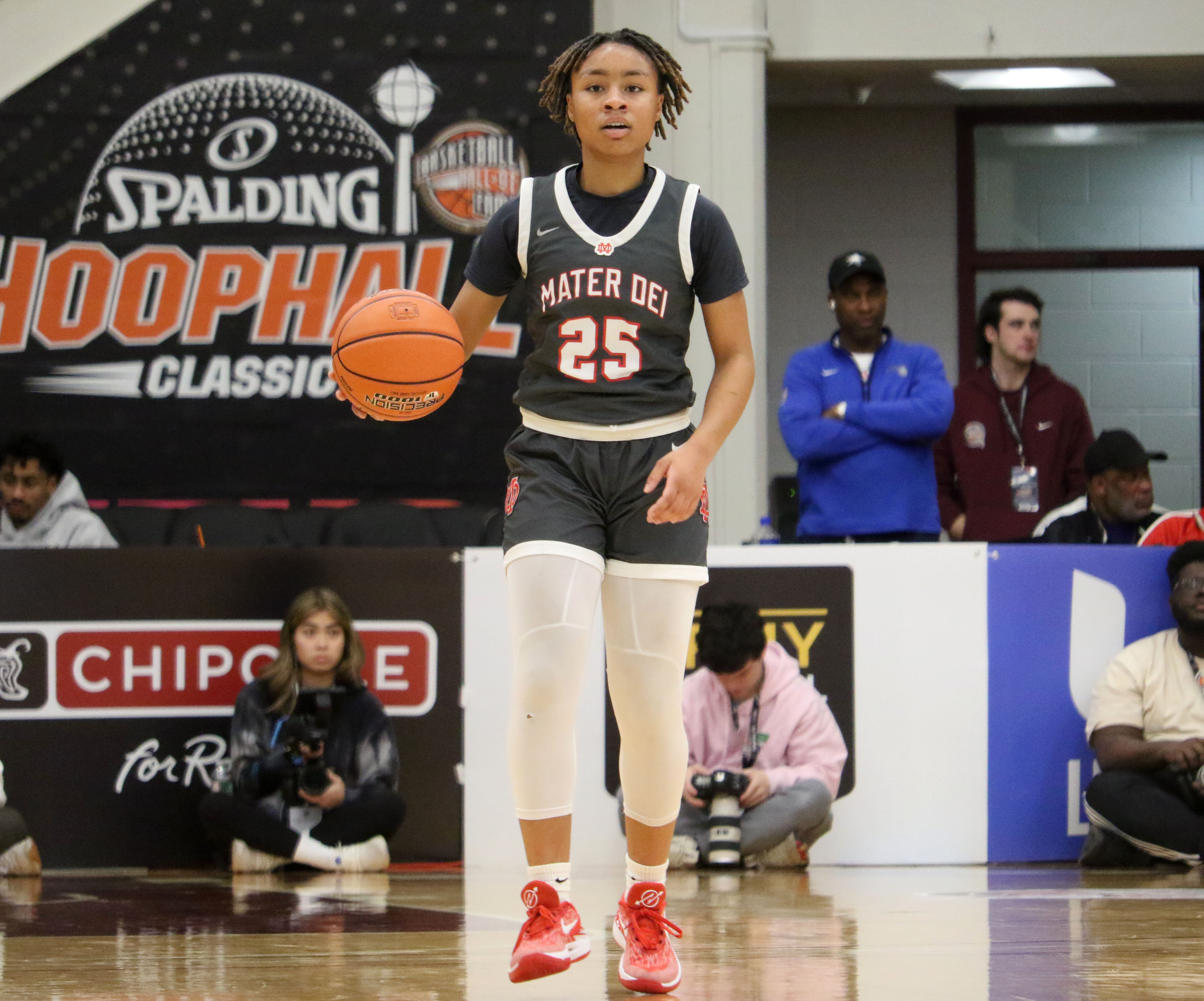 Morris Catholic vs. Mater Dei at Hoophall Classic - masslive.com