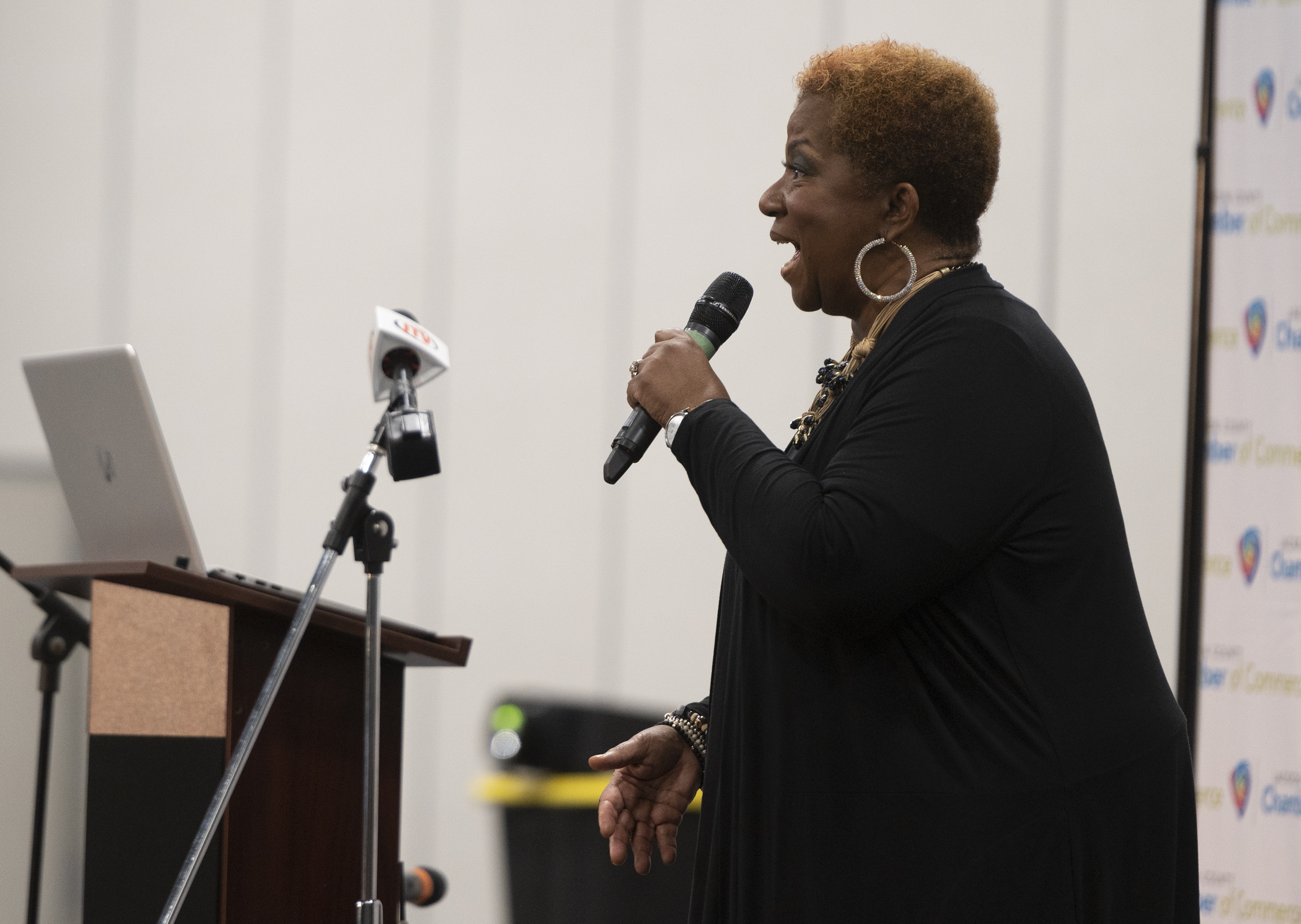 Babbie Mason speaks at MLK Diversity Celebration in Jackson - mlive.com