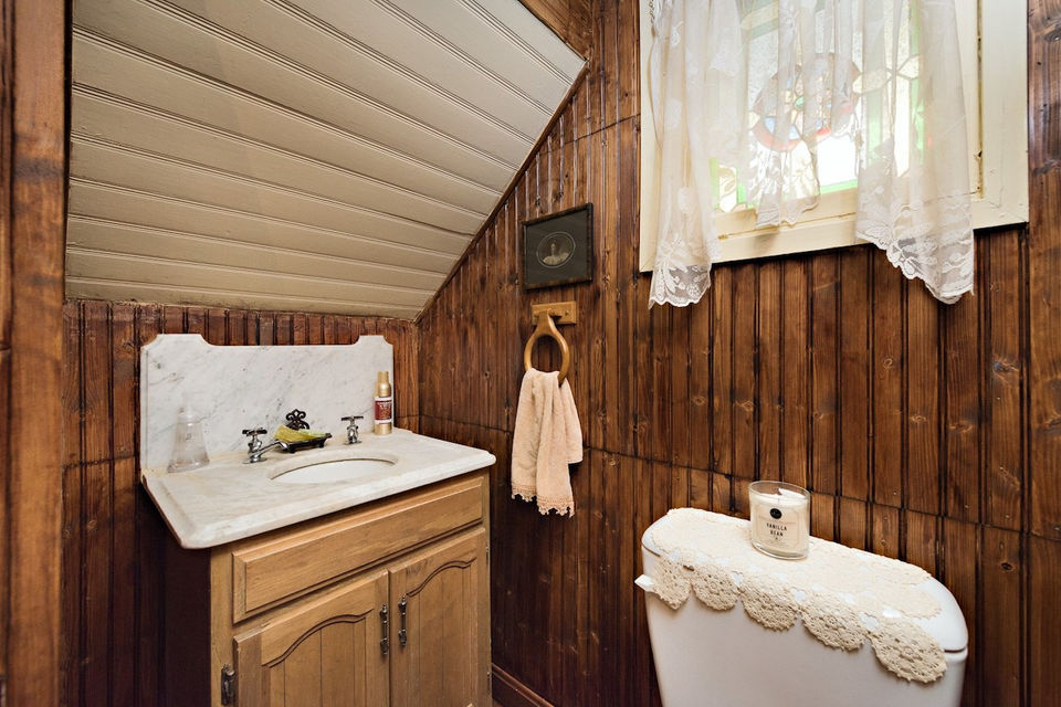 Lizzie Borden’s historic ‘Maplecroft’ mansion on sale in Fall River ...