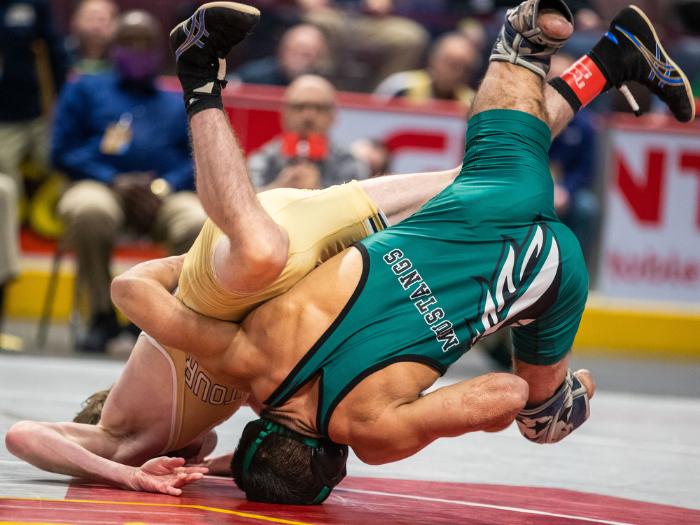 Day 2 of the 2022 PIAA Wrestling Championships - pennlive.com