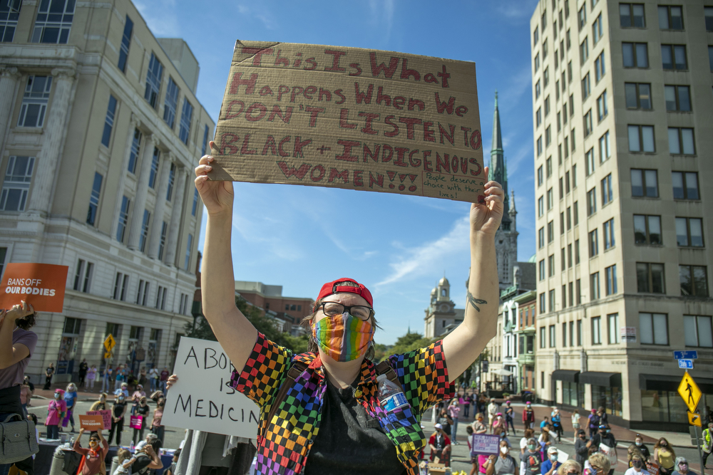 Reproductive Right Rally held at Pennsylvania Capitol Saturday ...