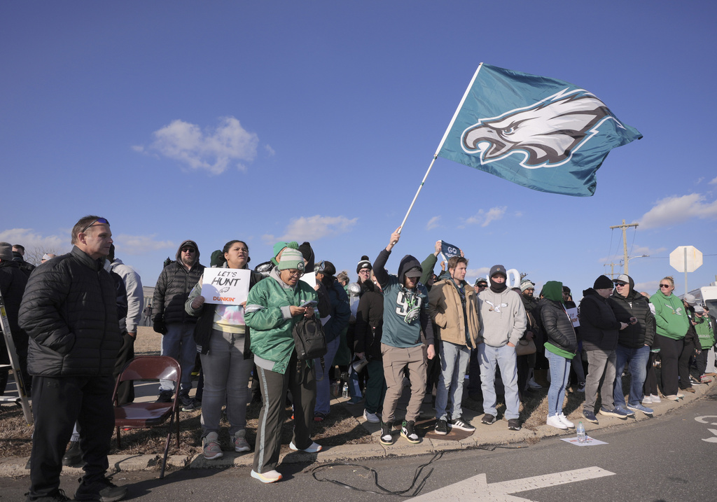 Philadelphia fans celebrate beloved Eagles with Super Bowl parade on ...