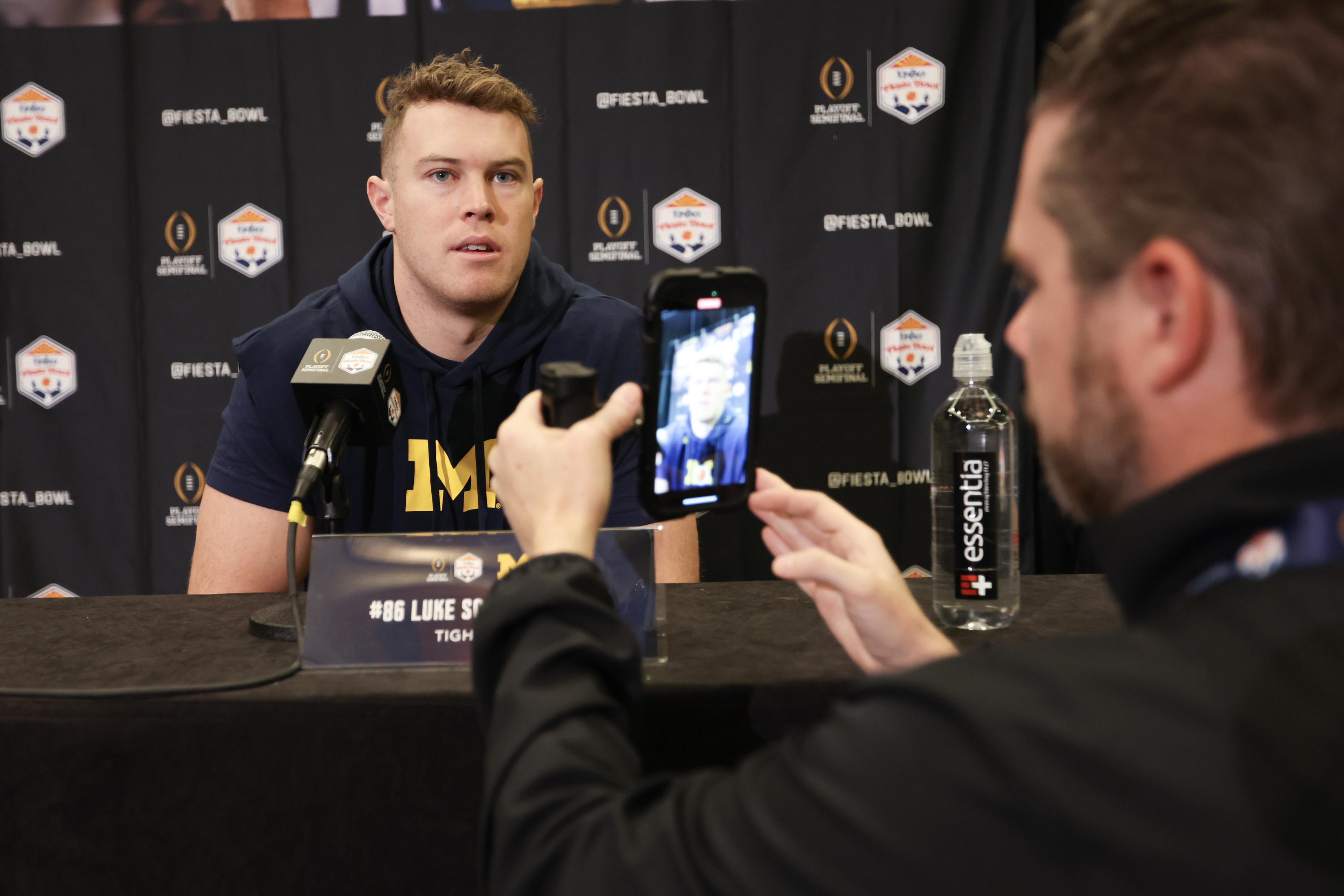 Michigan and TCU players prepare for the Fiesta Bowl - mlive.com