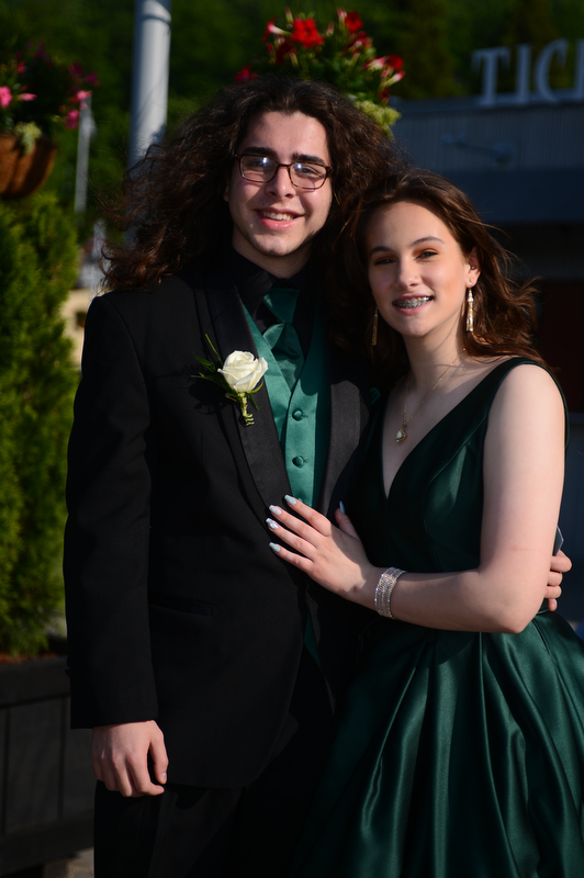 Southern Lehigh High School 2022 Prom - lehighvalleylive.com