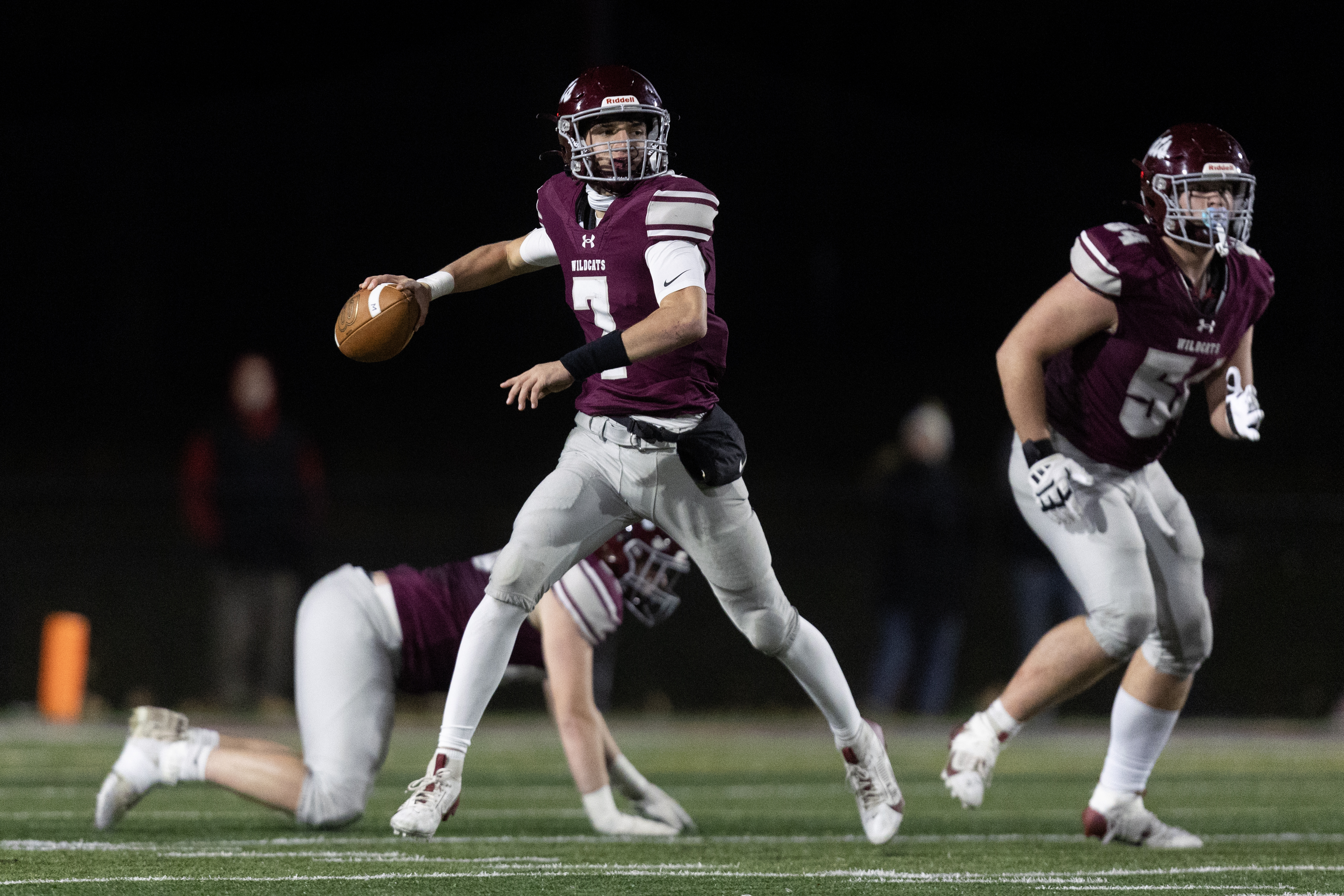Bishop McDevitt vs Mechanicsburg in High school football District 3 ...