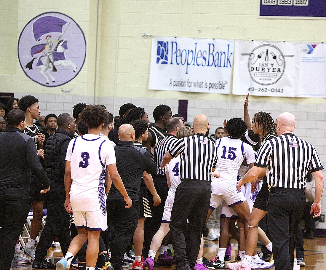 Central vs Holyoke boys Basketball 1/6/25 - masslive.com