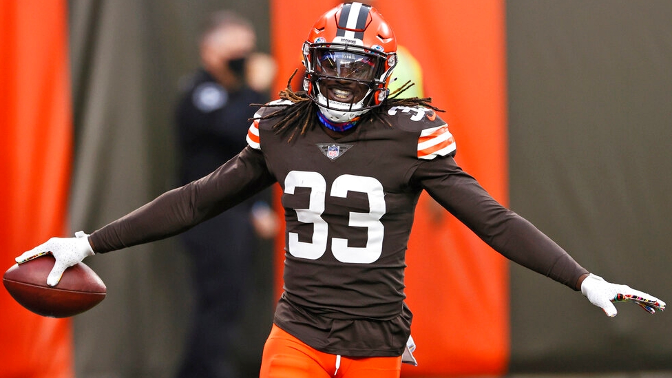 Cleveland Browns defensive backs Ronnie Harrison Jr. and Sheldrick ...