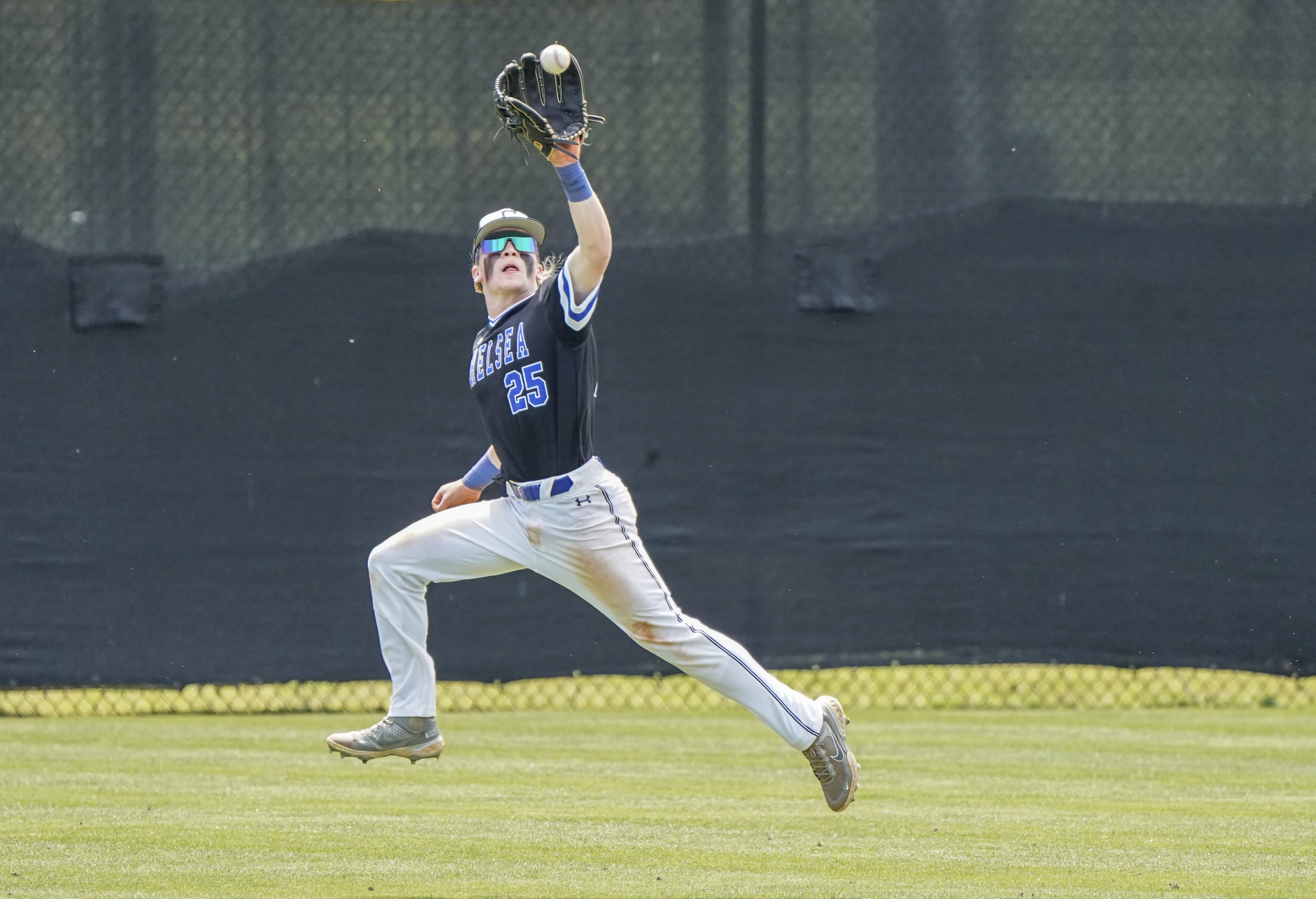 Chelsea vs Gardendale Baseball Playoffs Game 3 - al.com
