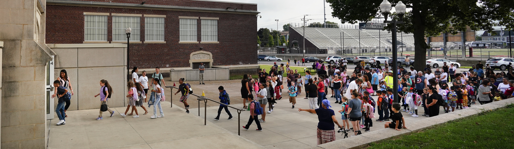 First day of school for Paxinosa Elementary School students ...