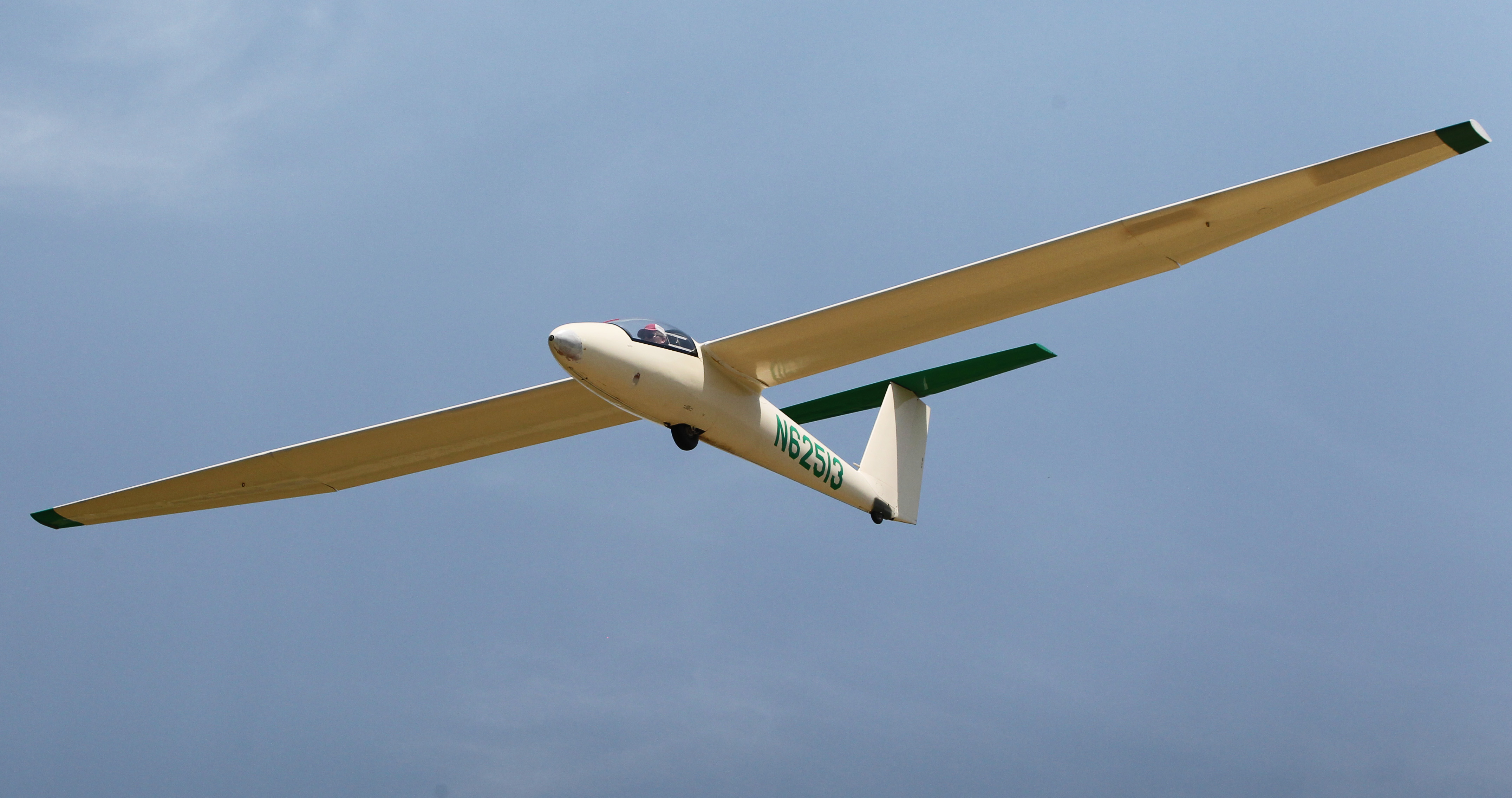 Flying gliders at the Geauga County Airport, June 22, 2022 - cleveland.com