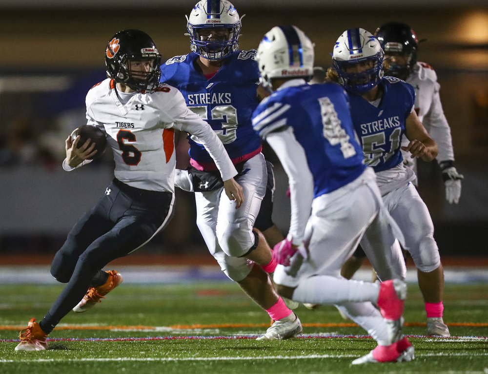 Warren Hills football hosts Hackettstown on Oct. 21, 2022 ...