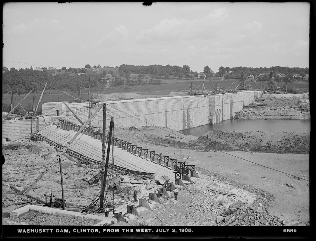 Historic photos of the construction of the Wachusett Dam in Clinton ...