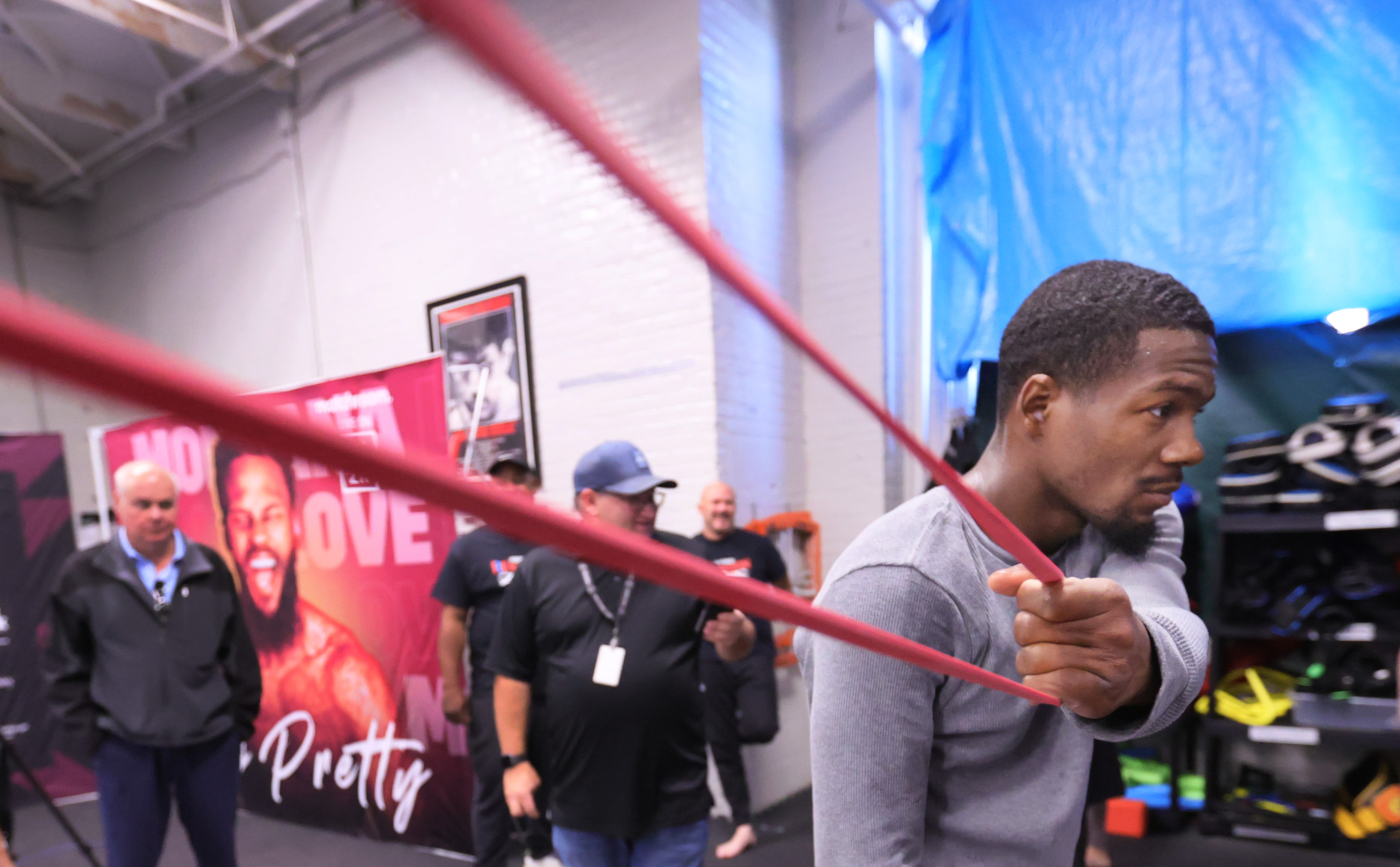 Boxer Montana Love works out with undercards preparing for hometown ...