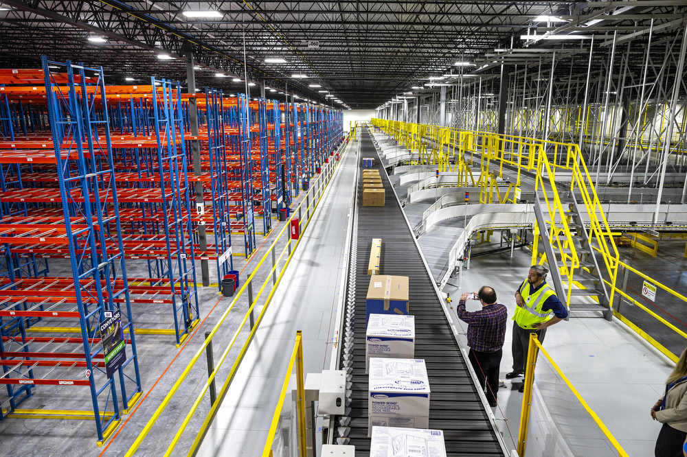 New 1.8 million square-foot Walmart distribution center in Franklin ...