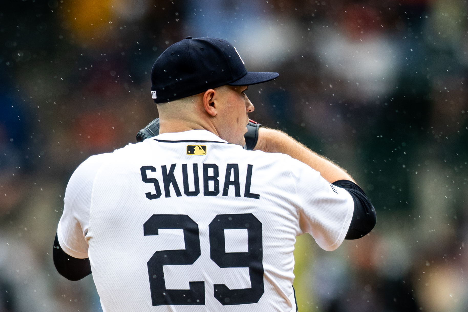 Skubal, Skenes throw at Comerica Park on same day, giving baseball fans ...