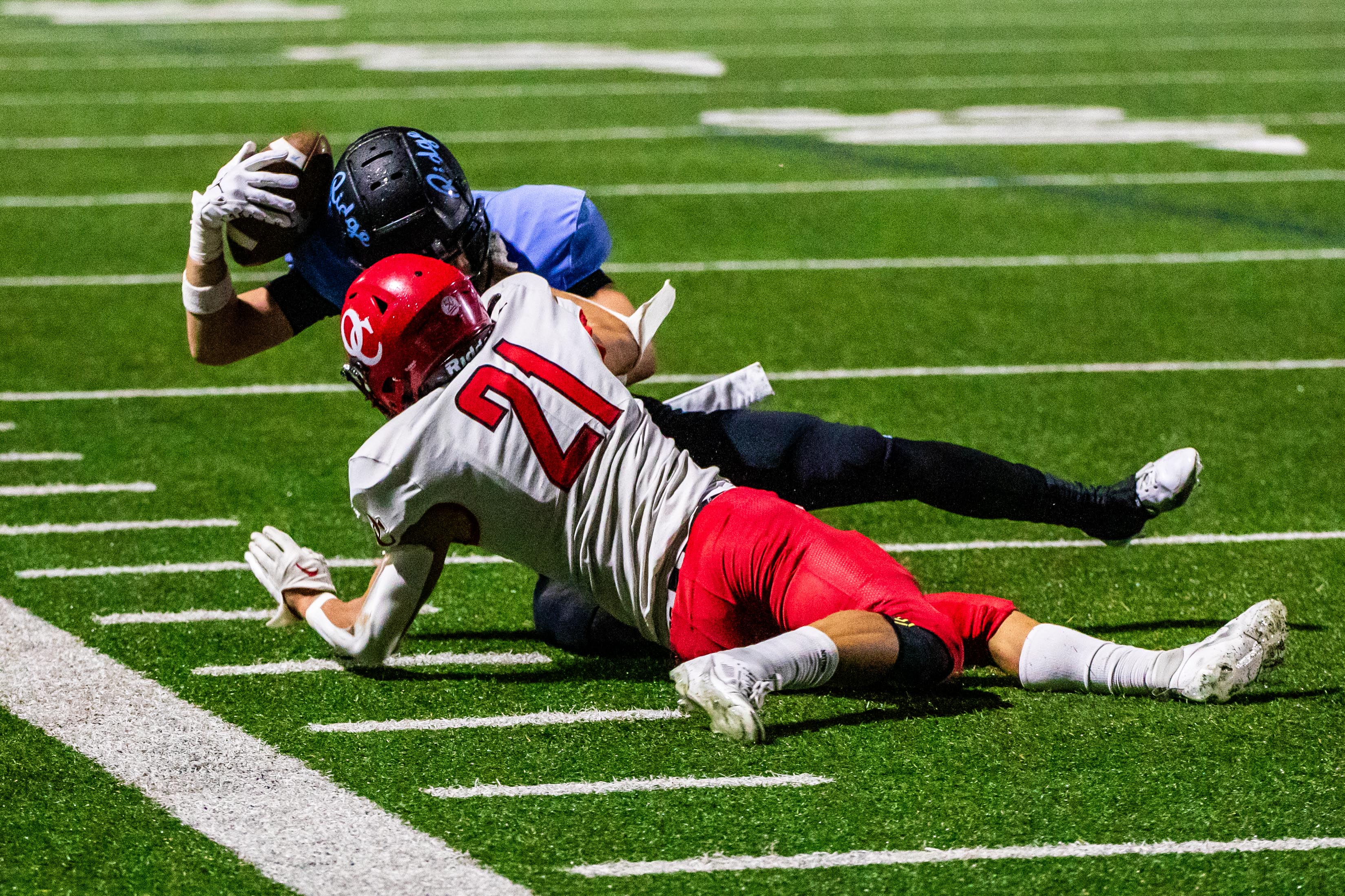 Oregon high school football: Lakeridge Pacers vs Oregon City Pioneers ...