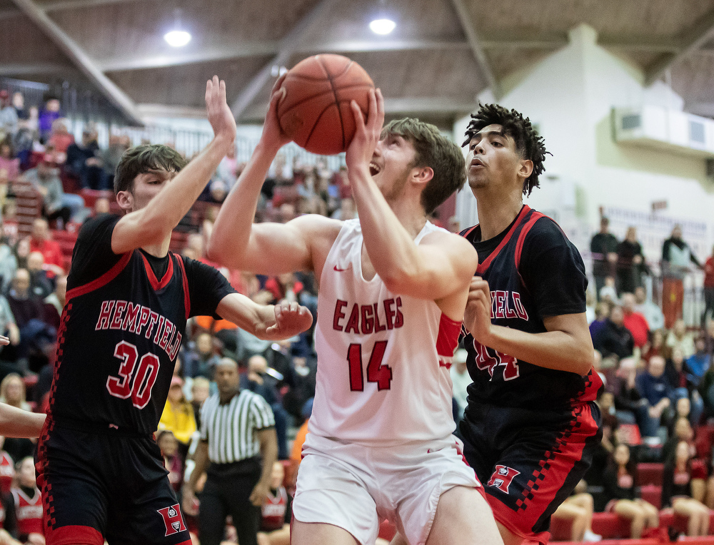 Cumberland Valley defeats Hempfield 46-35 in District 3-6A boys ...