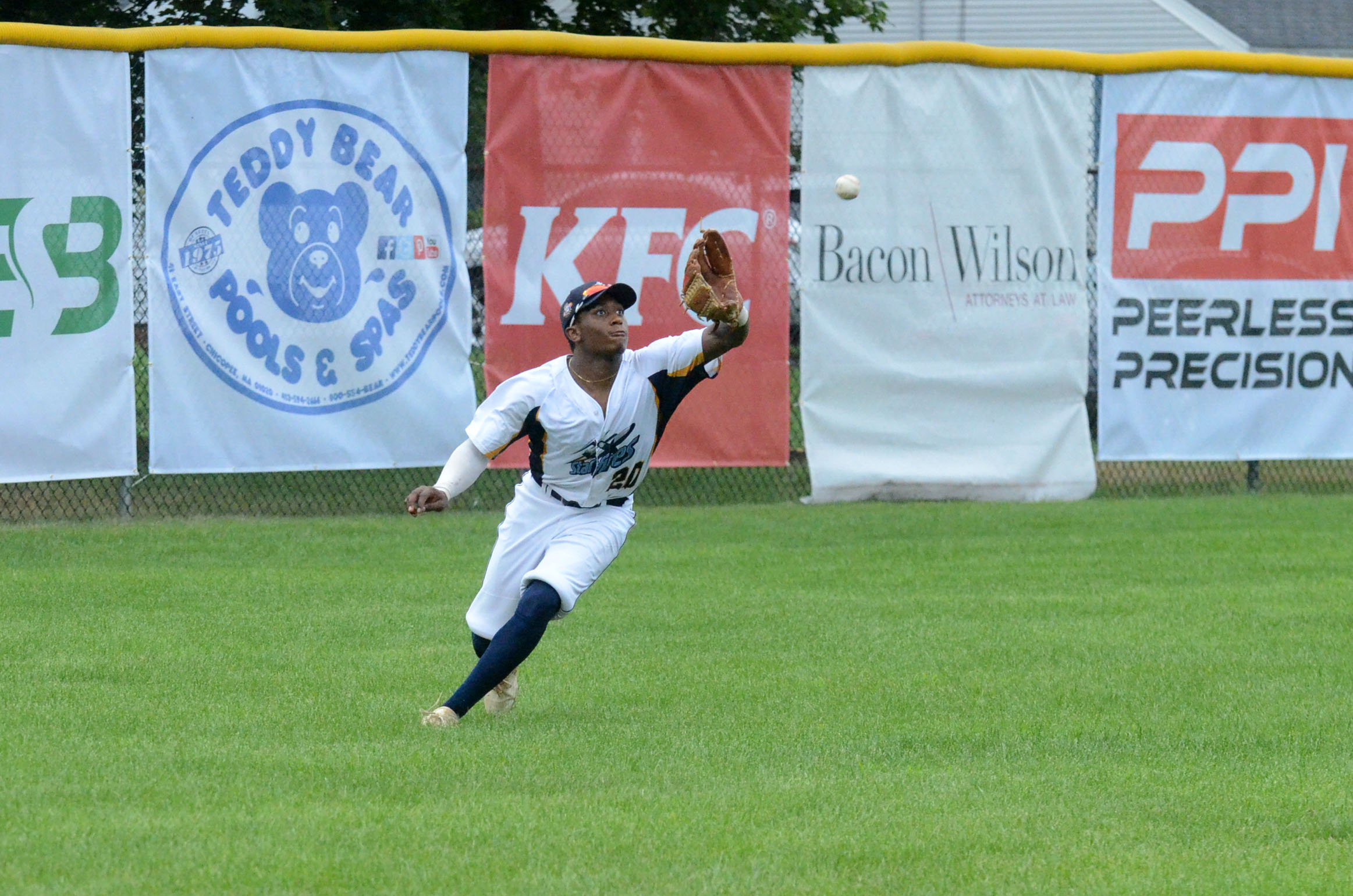 Westfield Starfires fall to Worcester Bravehearts during home opener at ...