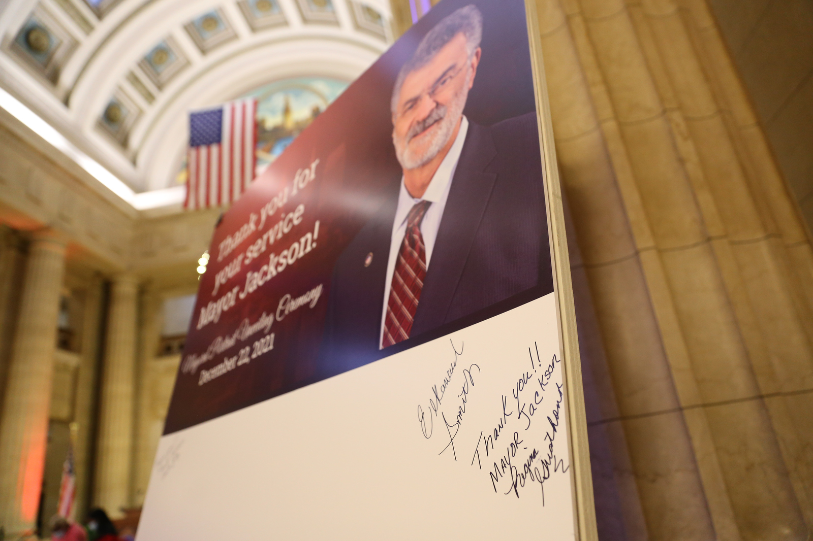 Outgoing Cleveland Mayor Frank Jackson unveils official portrait ...