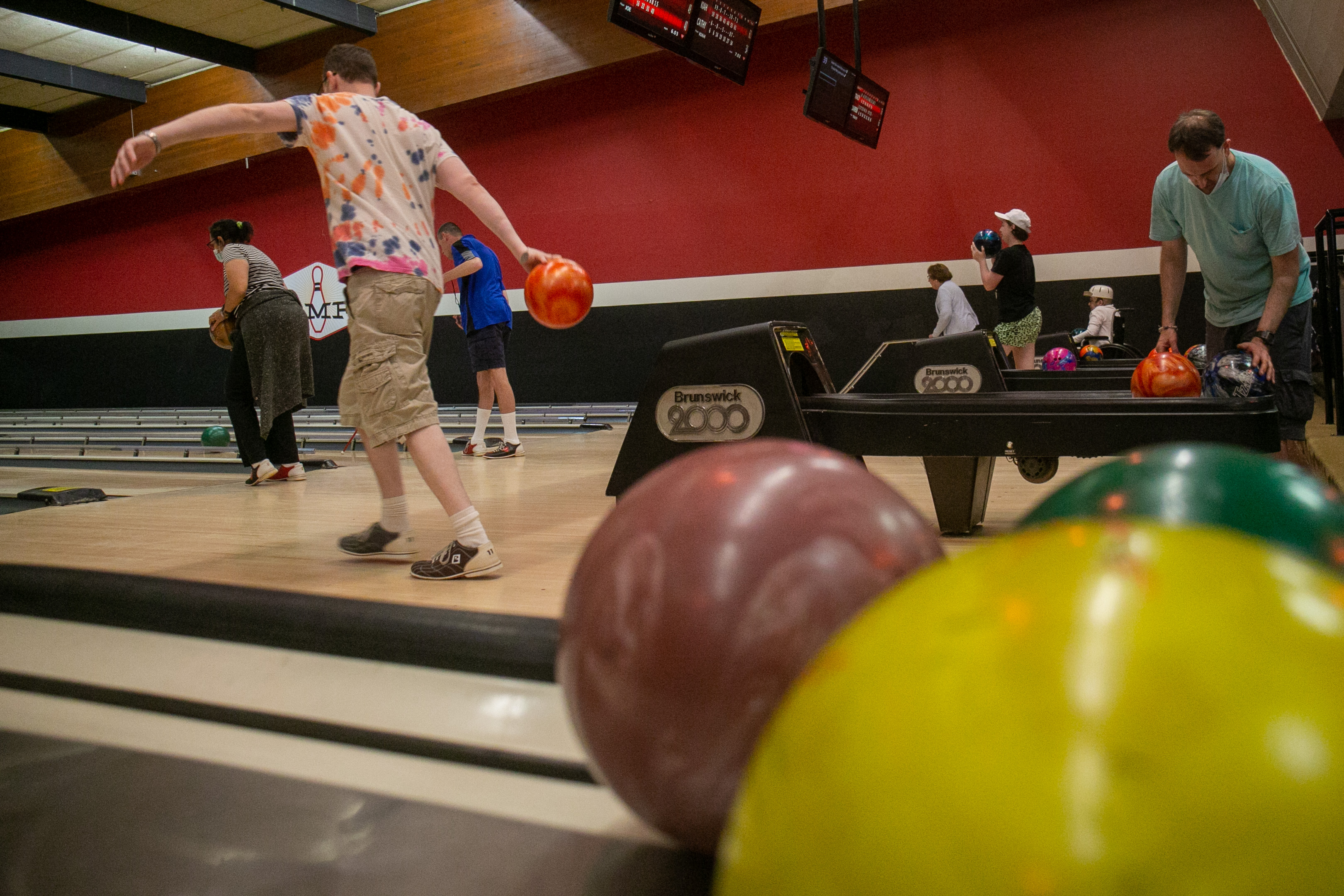 Kentwood Parks and Rec hosts adaptive bowling league at Eastbrook Lanes ...