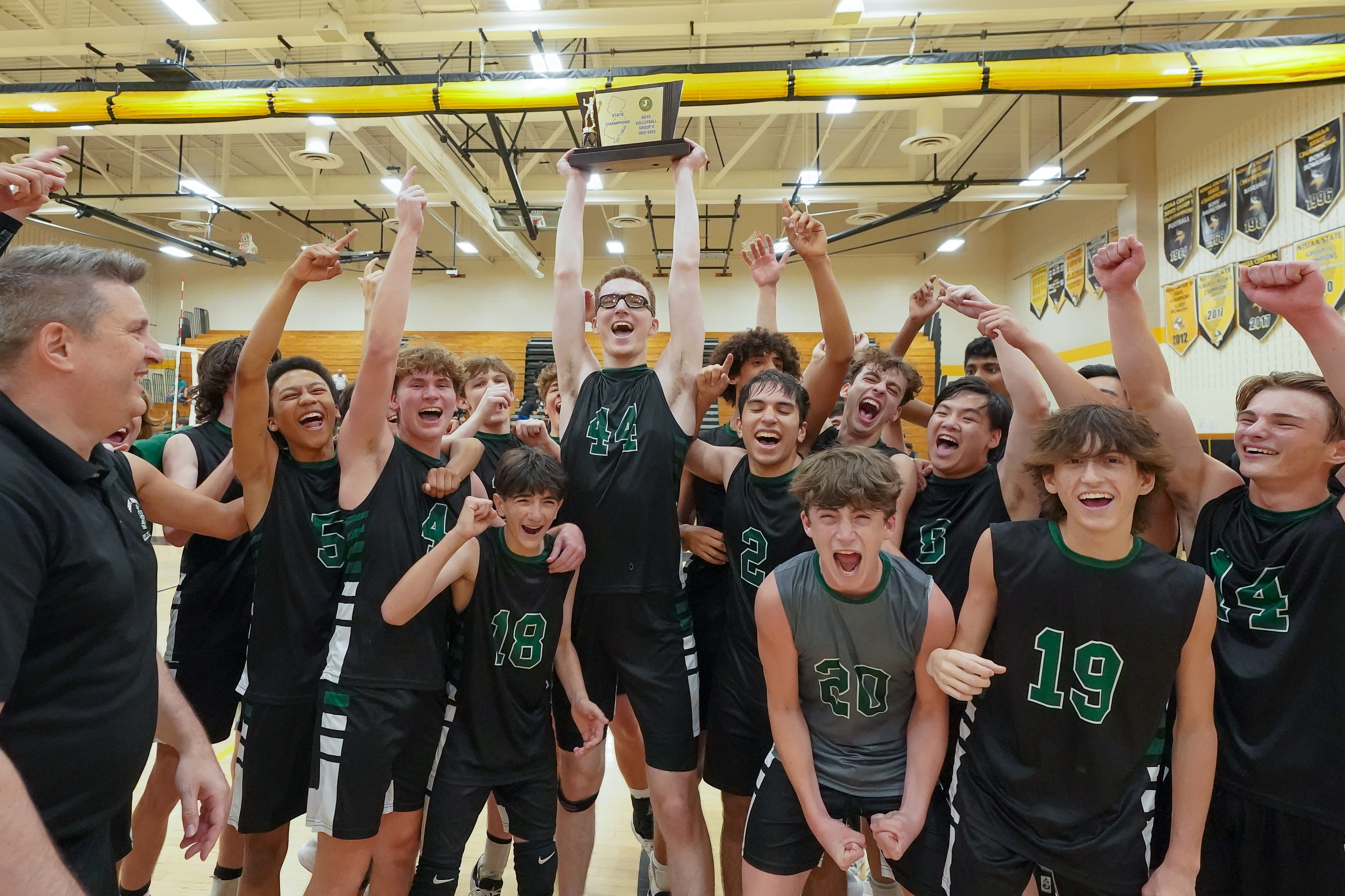 Boys Volleyball: Summit is defeated by St. Joseph (Met.) 2-1 in the ...