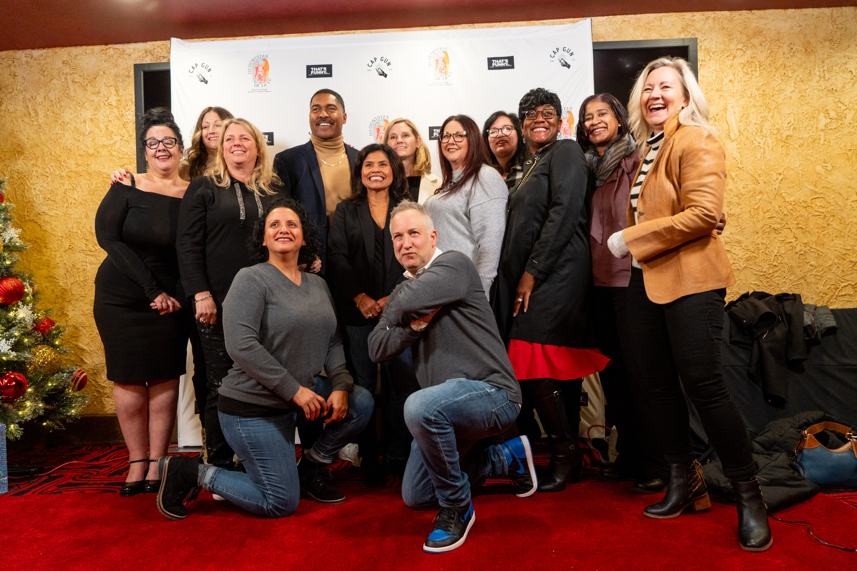 Flint stars walk the red carpet at Capitol Theatre for 'That's Funny ...