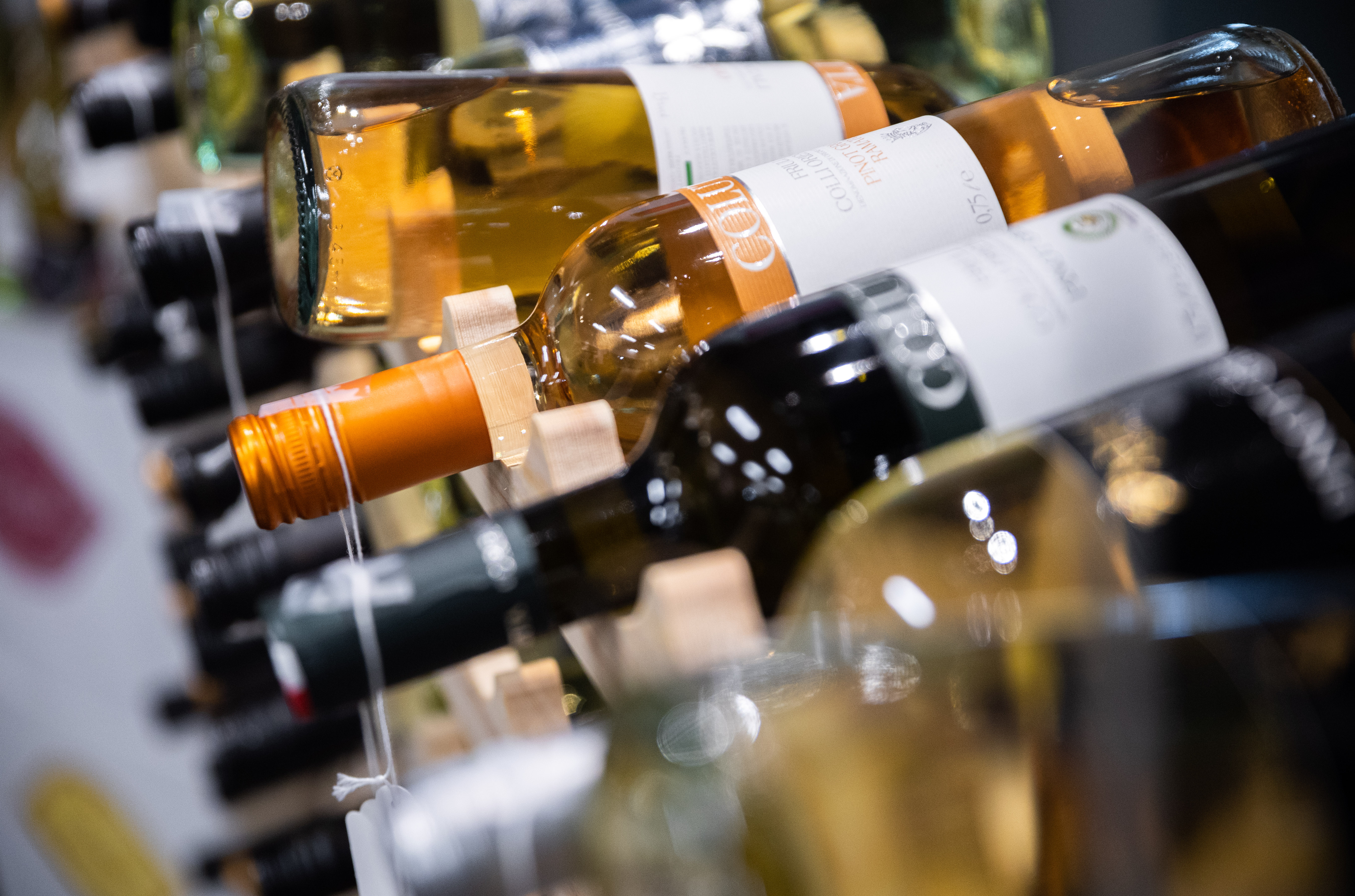 Springfield Wine Exchange grand opening - masslive.com