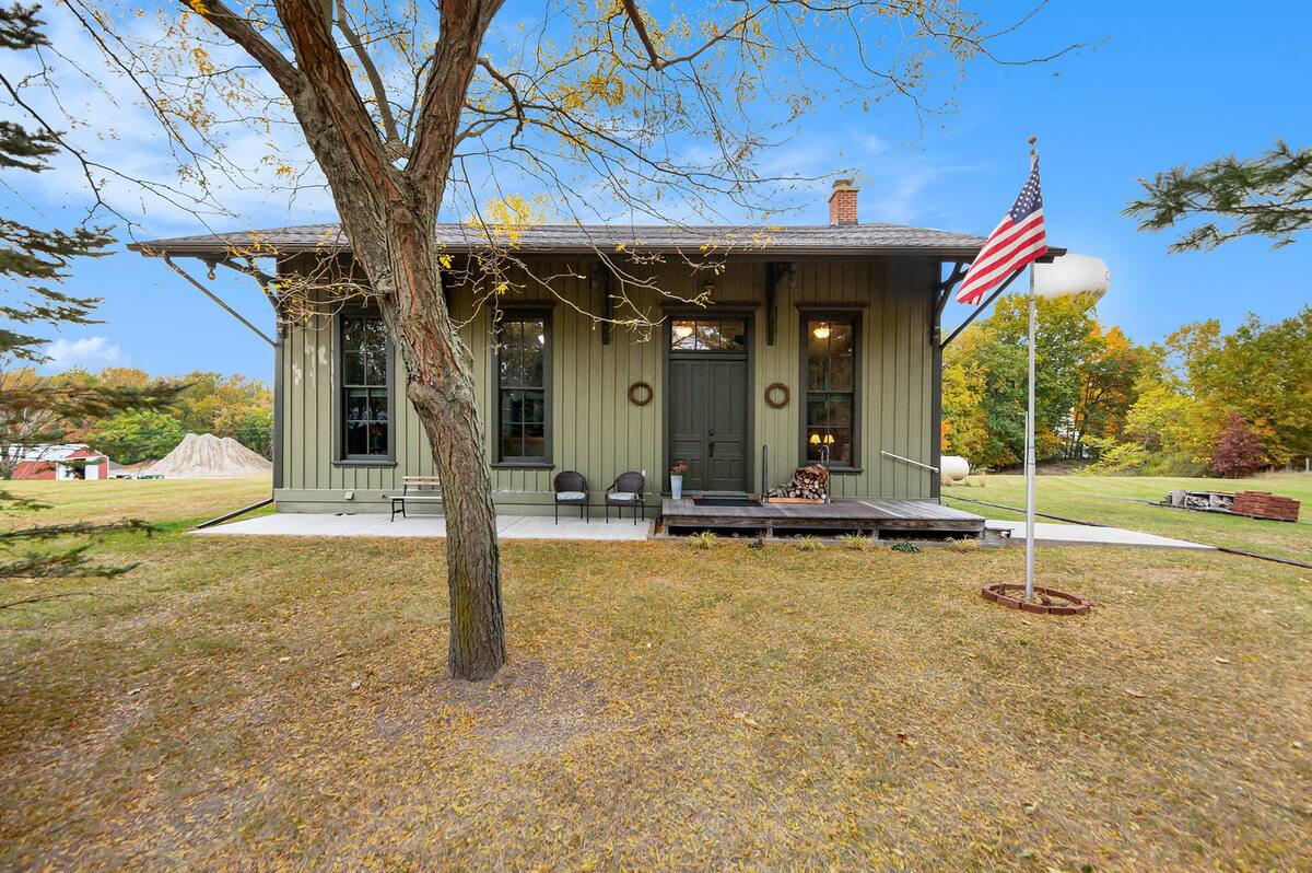 Train Depot Airbnb in Colon, Michigan - mlive.com