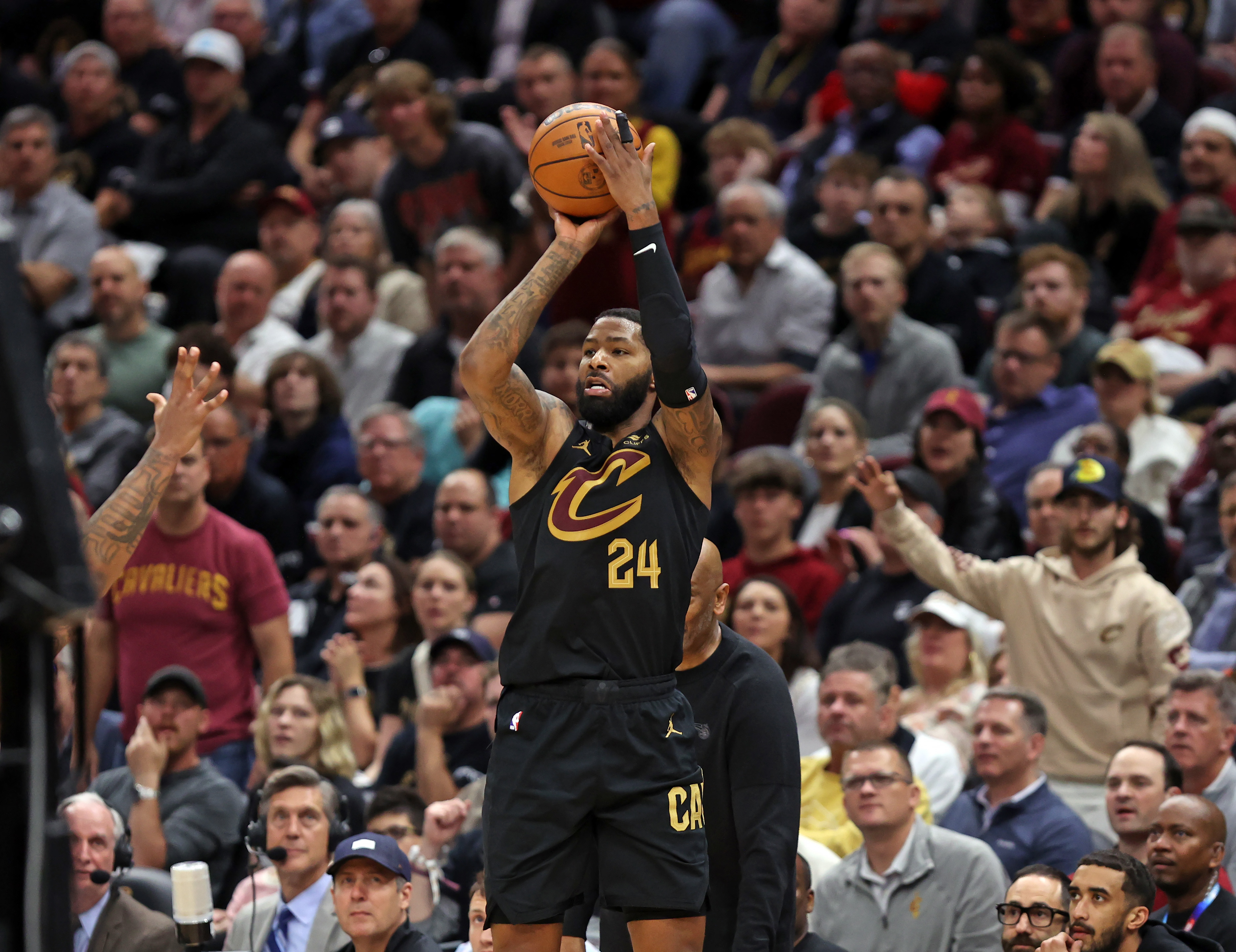 Cleveland Cavaliers vs. Orlando Magic, NBA playoffs round 1, game 5 ...