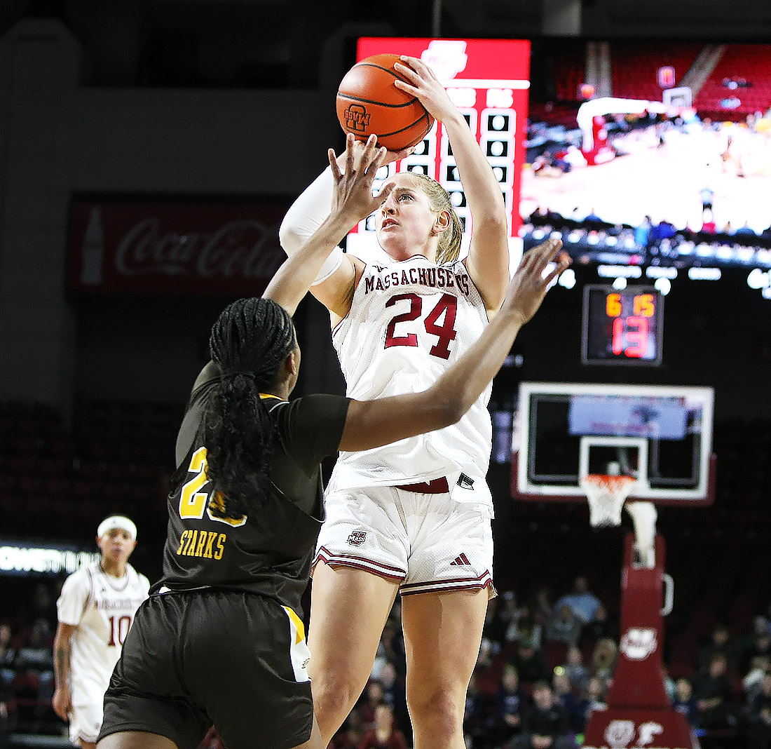 UMass Women's Basketball vs Western Michigan 12/31/25 - masslive.com